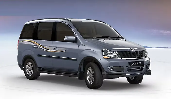 Xylo [2012-2014] Right Front Three Quarter Image, Xylo [2012-2014 ...
