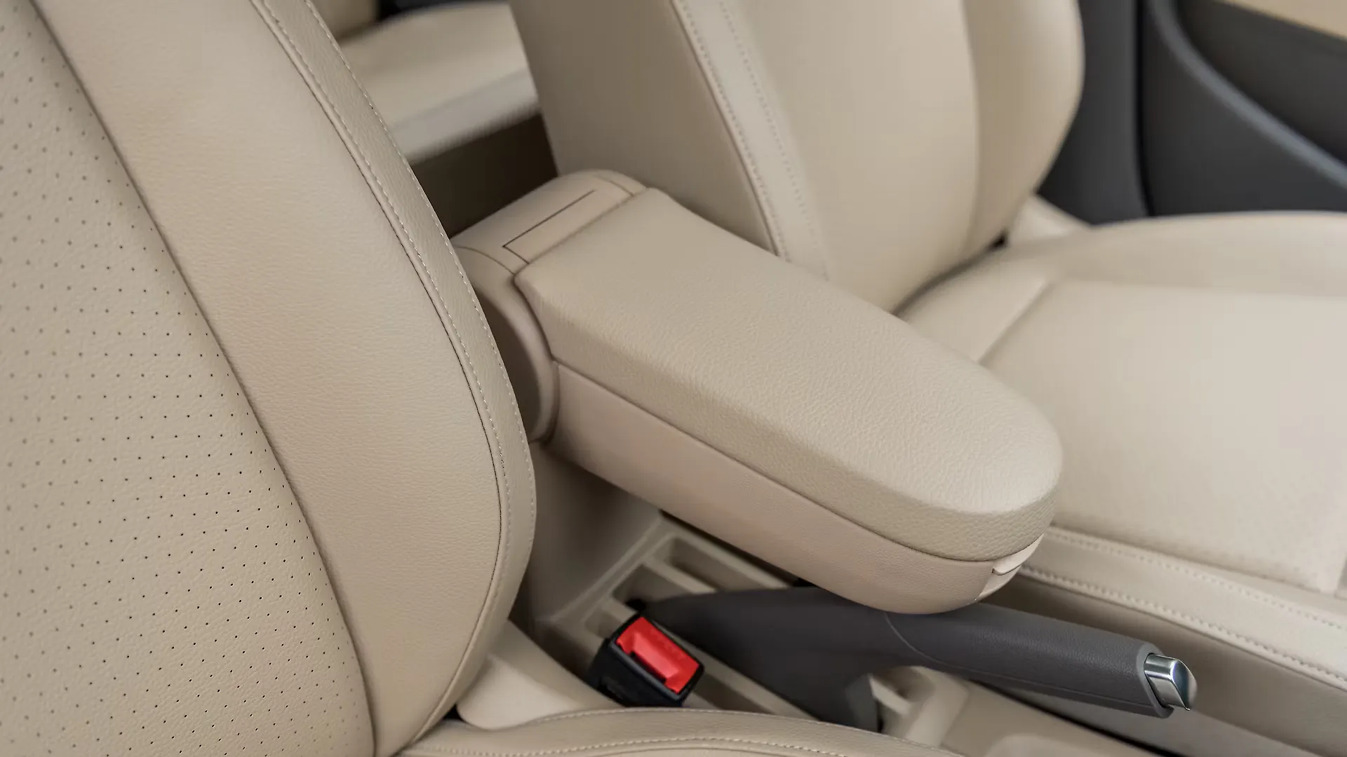 Vento [2015-2019] Rear Arm Rest Image, Vento [2015-2019] Photos in ...