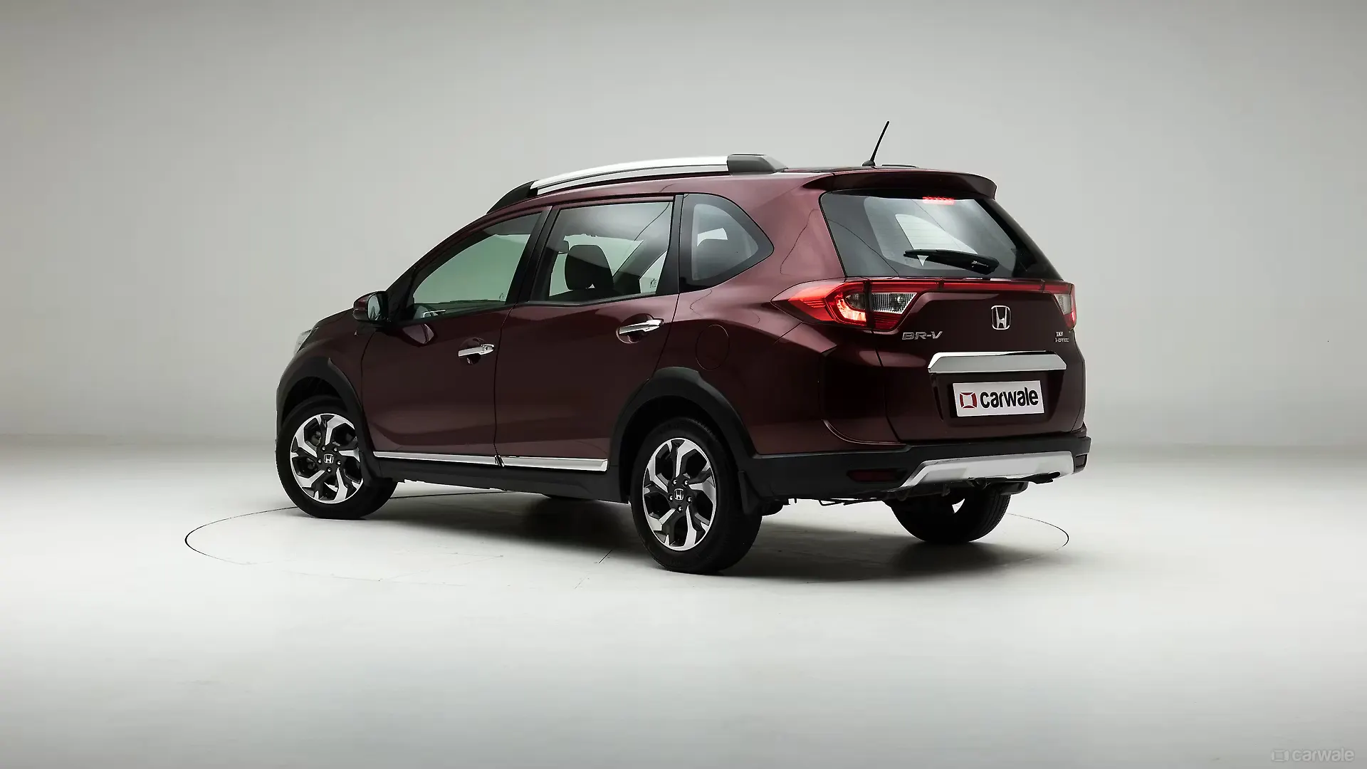 BR-V Left Rear Three Quarter Image, BR-V Photos in India - CarWale