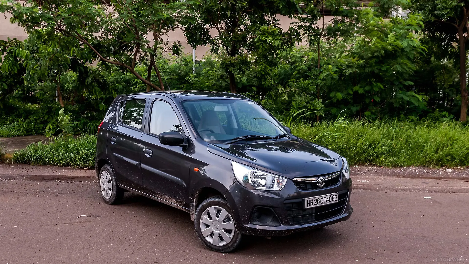 Alto K10 Exterior Image, Alto K10 Photos in India - CarWale