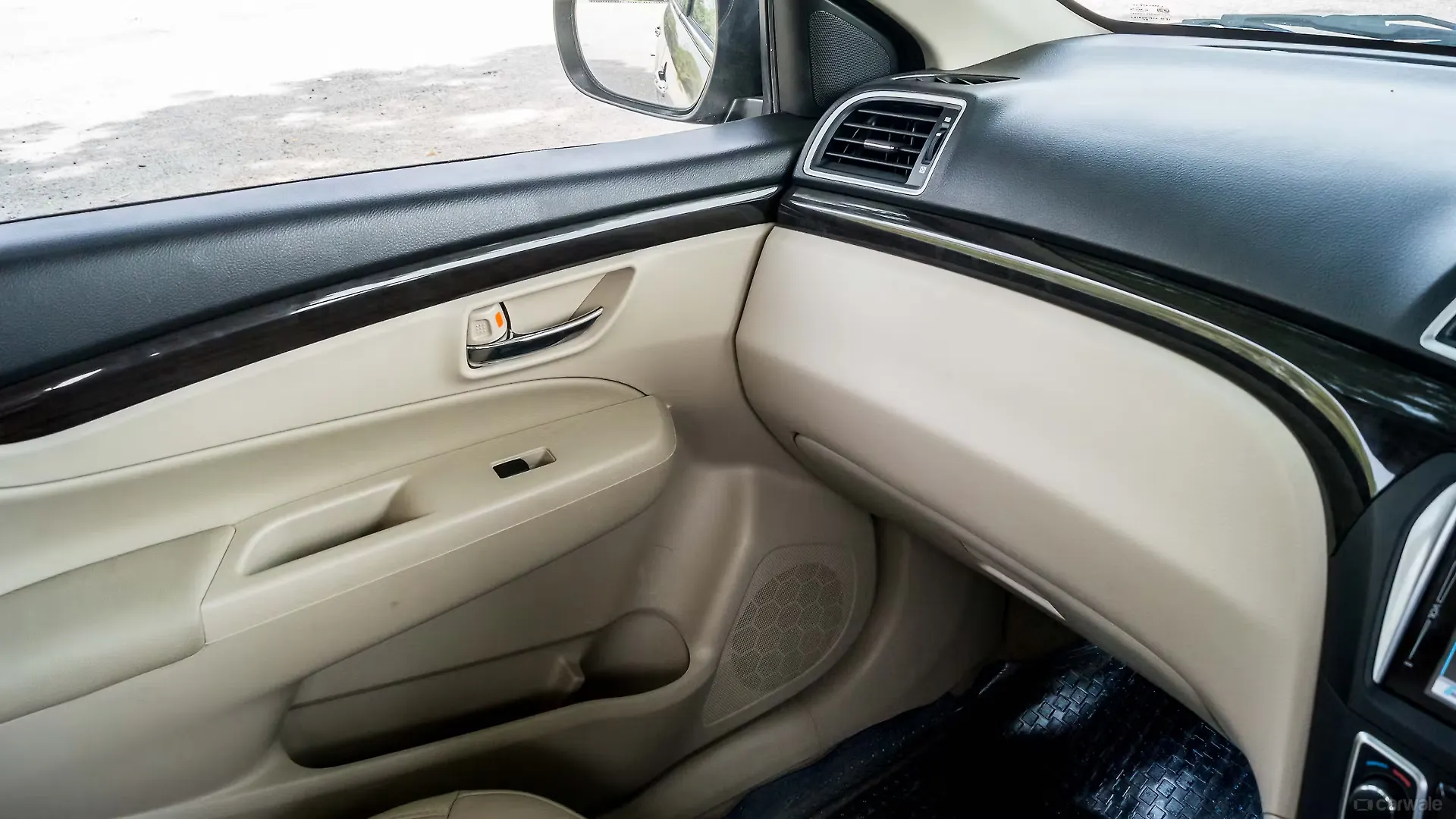 Ciaz [2014-2017] Interior Image, Ciaz [2014-2017] Photos in India - CarWale