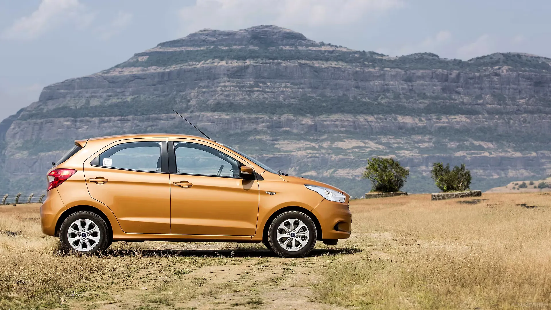 Figo [2015-2019] Exterior Image, Figo [2015-2019] Photos in India - CarWale
