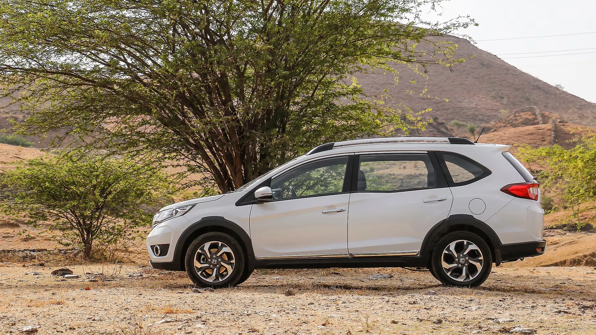 BR-V Exterior Image, BR-V Photos in India - CarWale