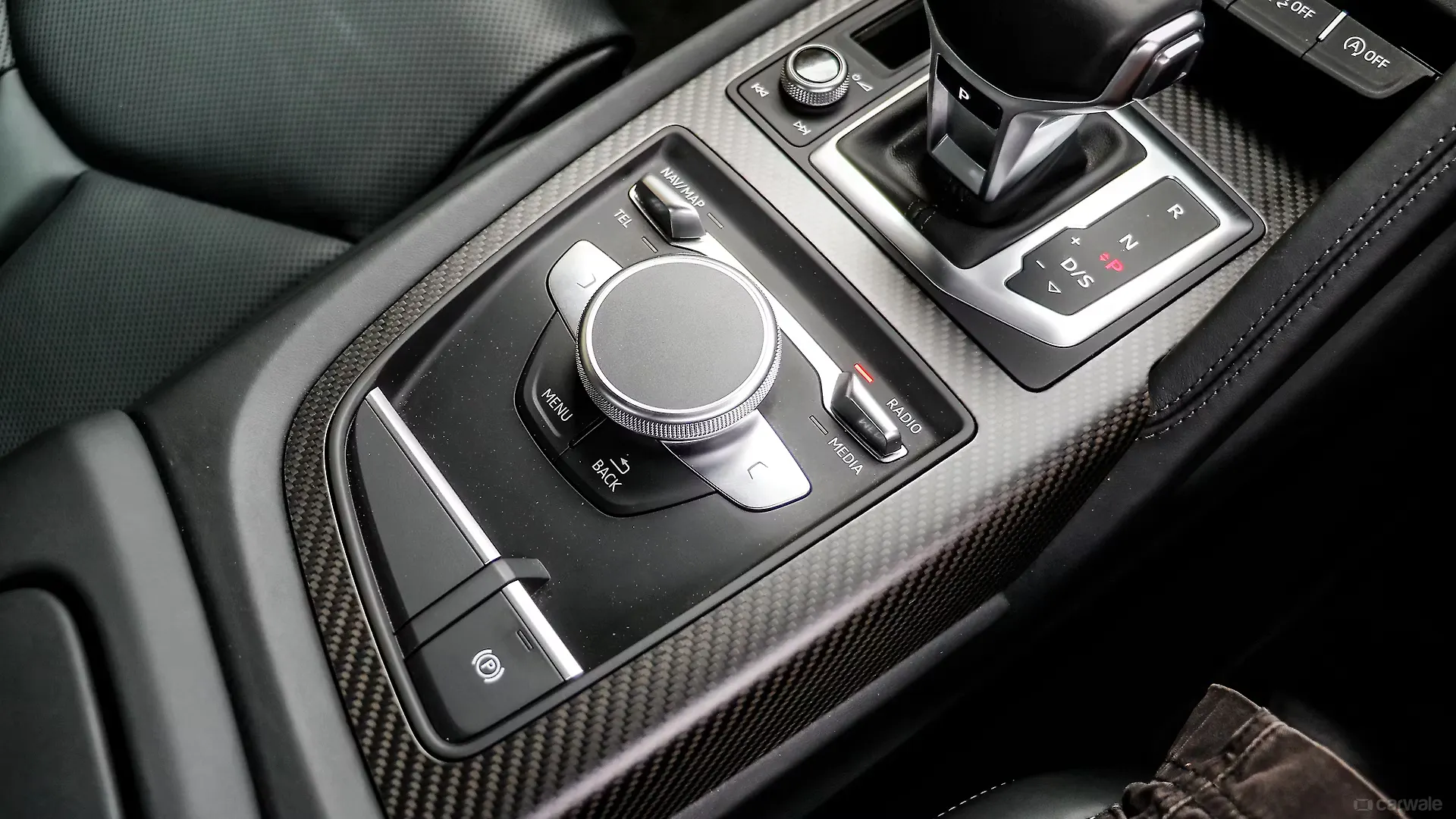 R8 Interior Image, R8 Photos in India - CarWale