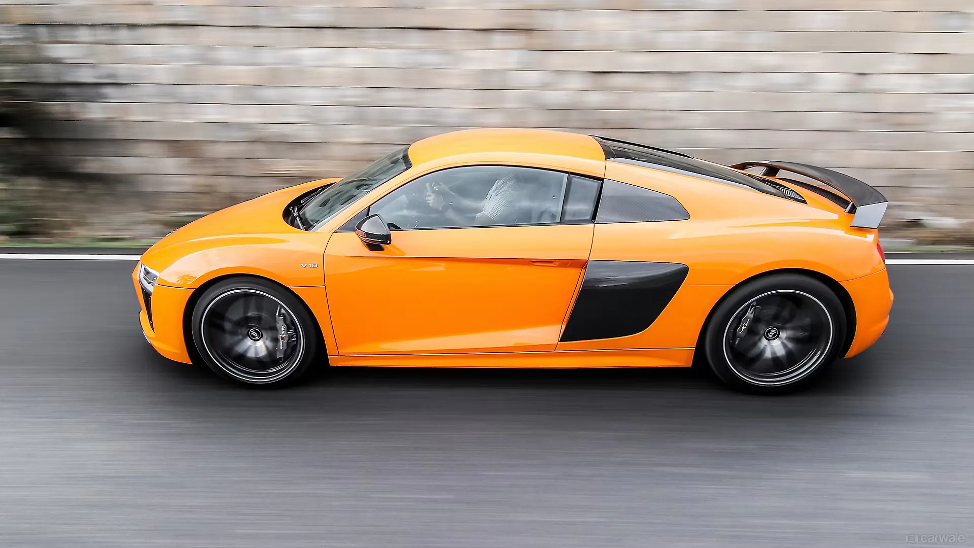 R8 Left Side Image, R8 Photos in India - CarWale