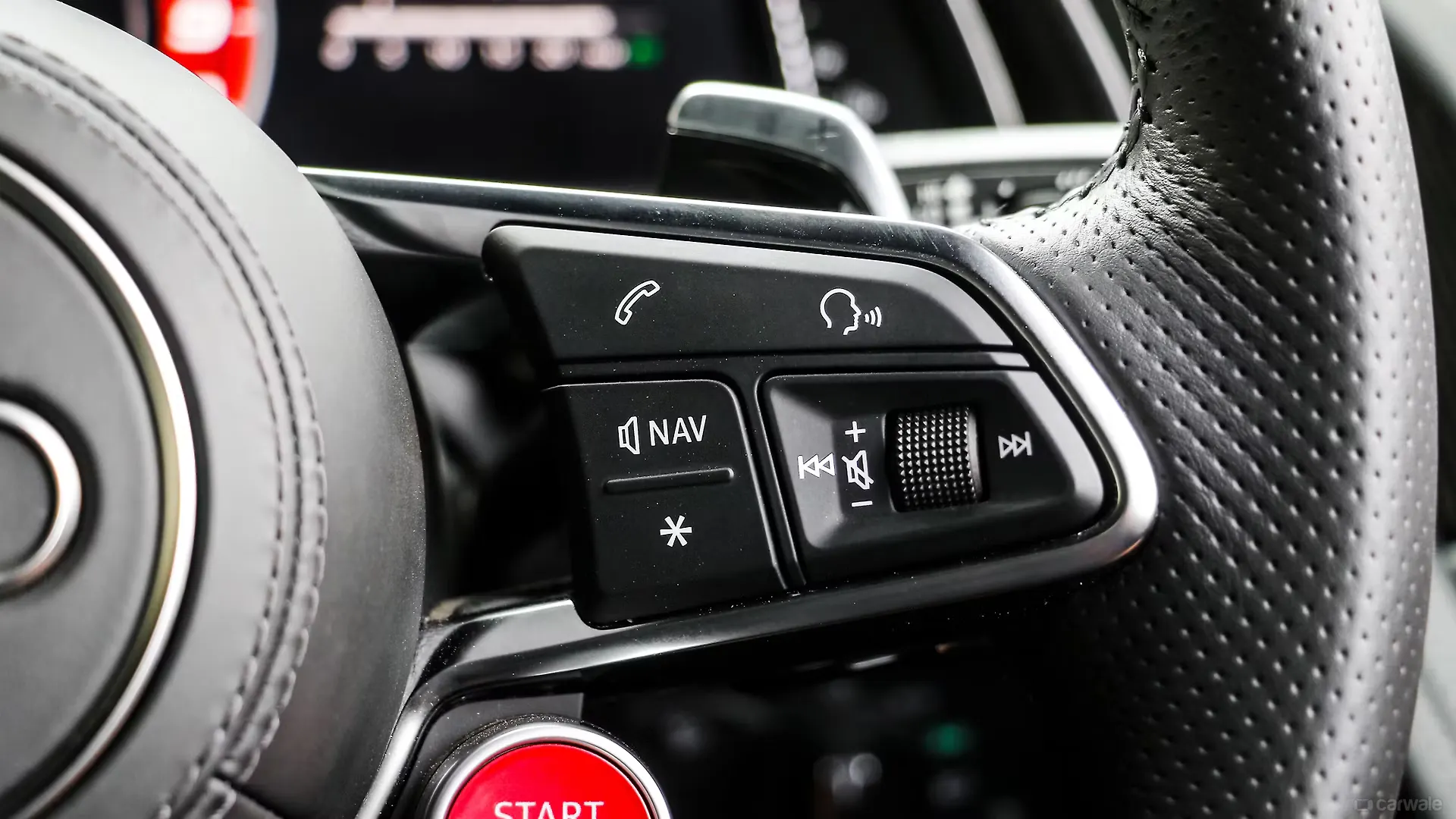 R8 Steering Mounted Audio Controls Image, R8 Photos in India - CarWale