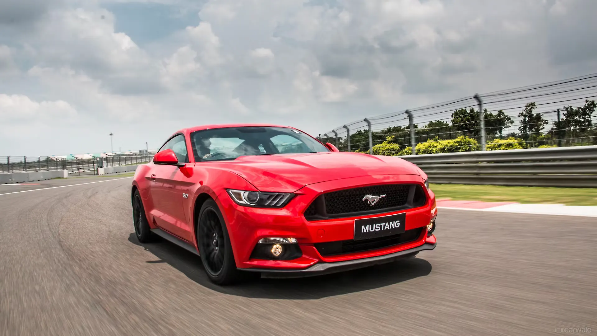Mustang Rear View Image, Mustang Photos in India - CarWale