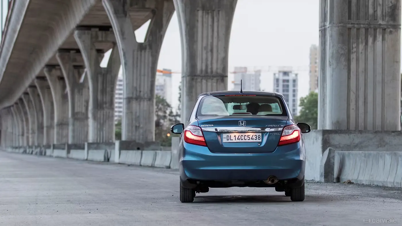 Amaze [2016-2018] Rear View Image, Amaze [2016-2018] Photos in India ...