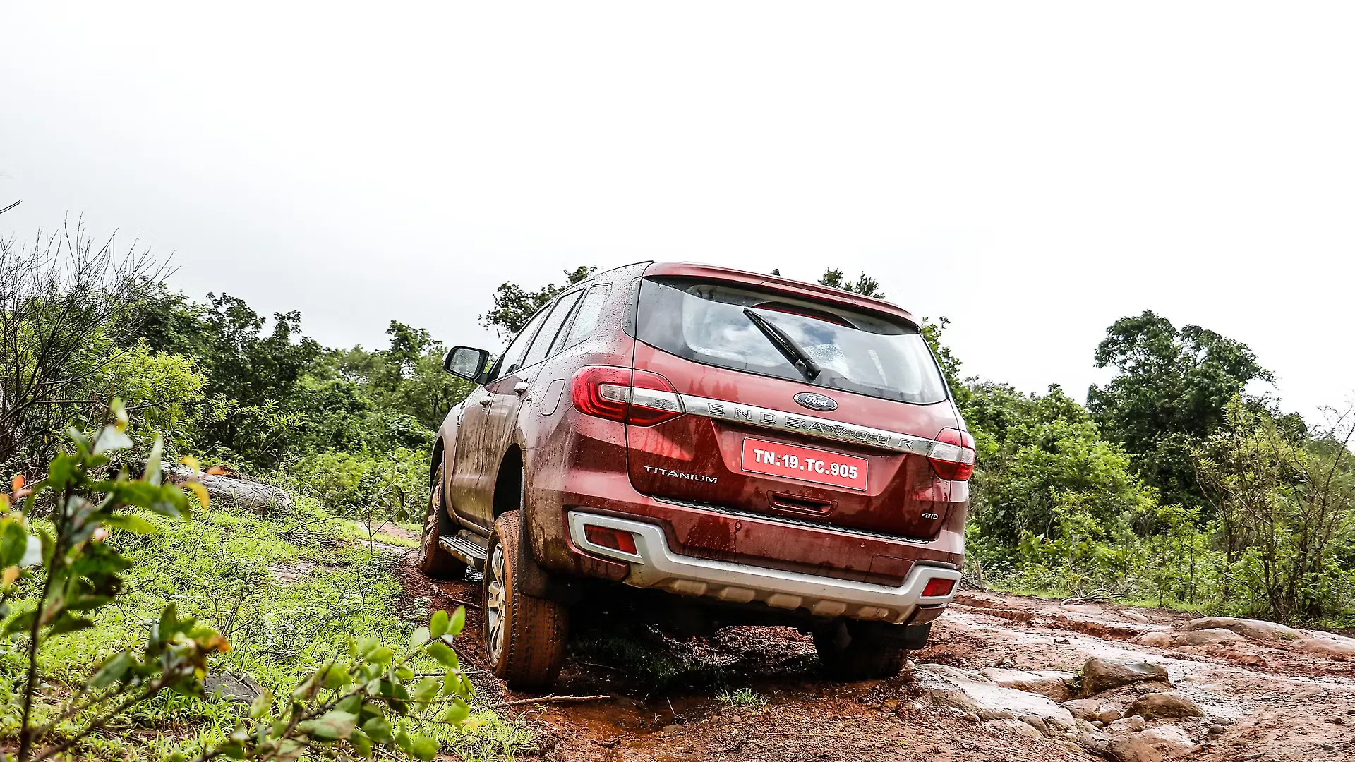 Endeavour [2016-2019] Front View Image, Endeavour [2016-2019] Photos in ...