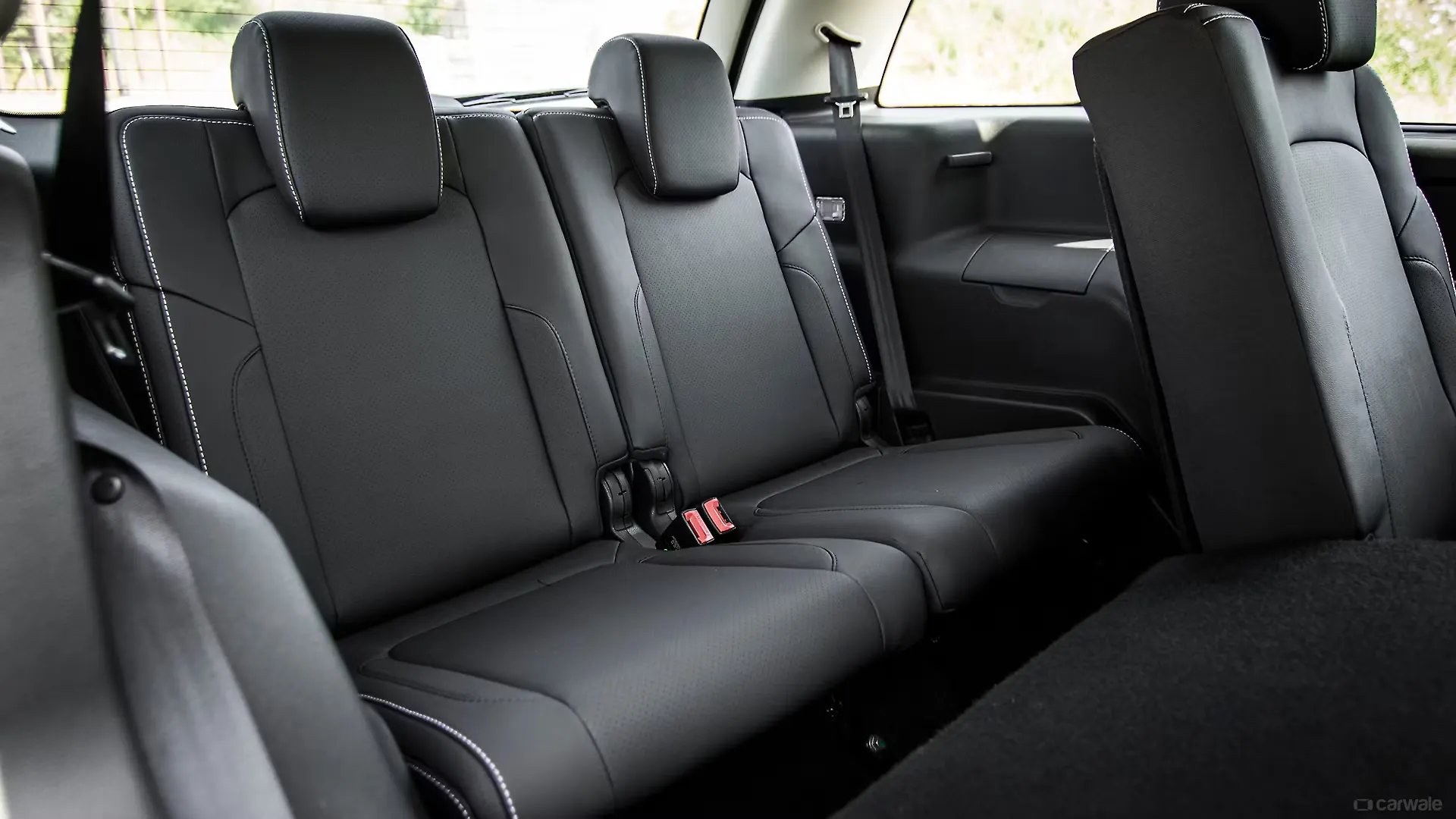 Hexa [2017-2019] Interior Image, Hexa [2017-2019] Photos in India - CarWale