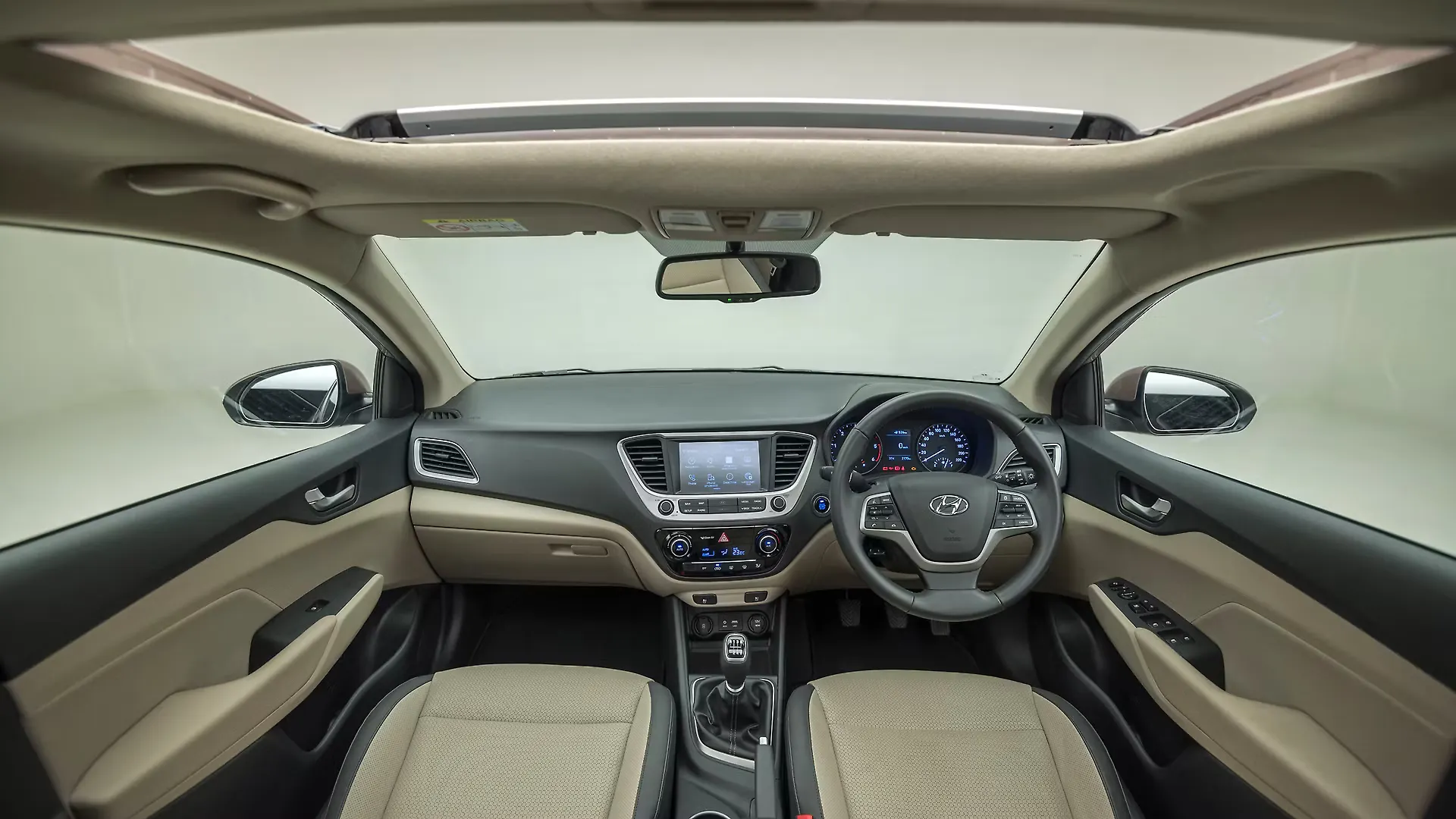Verna [2017-2020] Interior Image, Verna [2017-2020] Photos in India ...