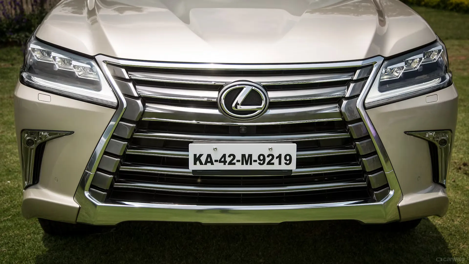 LX Exterior Image, LX Photos in India - CarWale