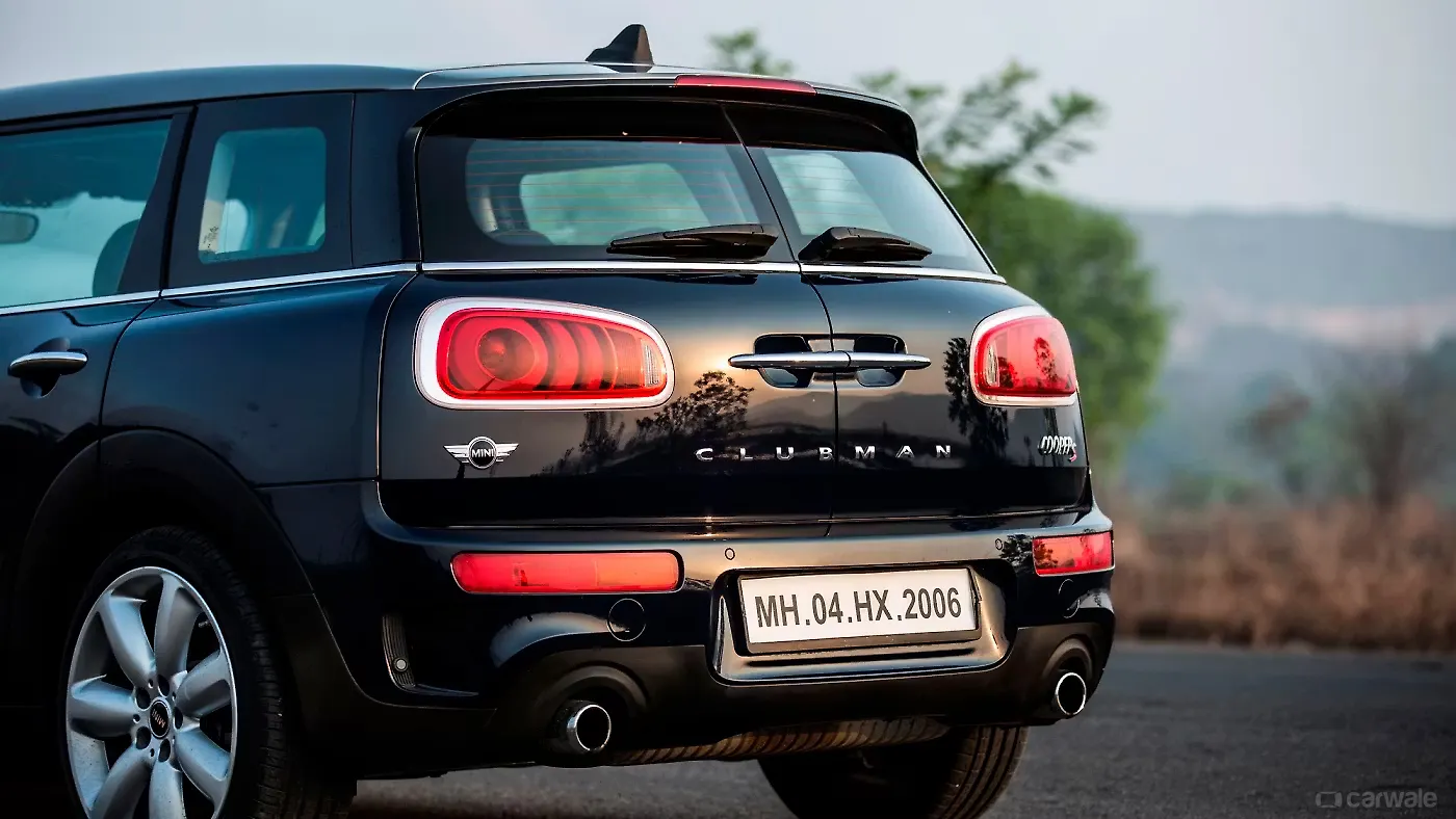 Mini Clubman Photo, Rear view Image - CarWale