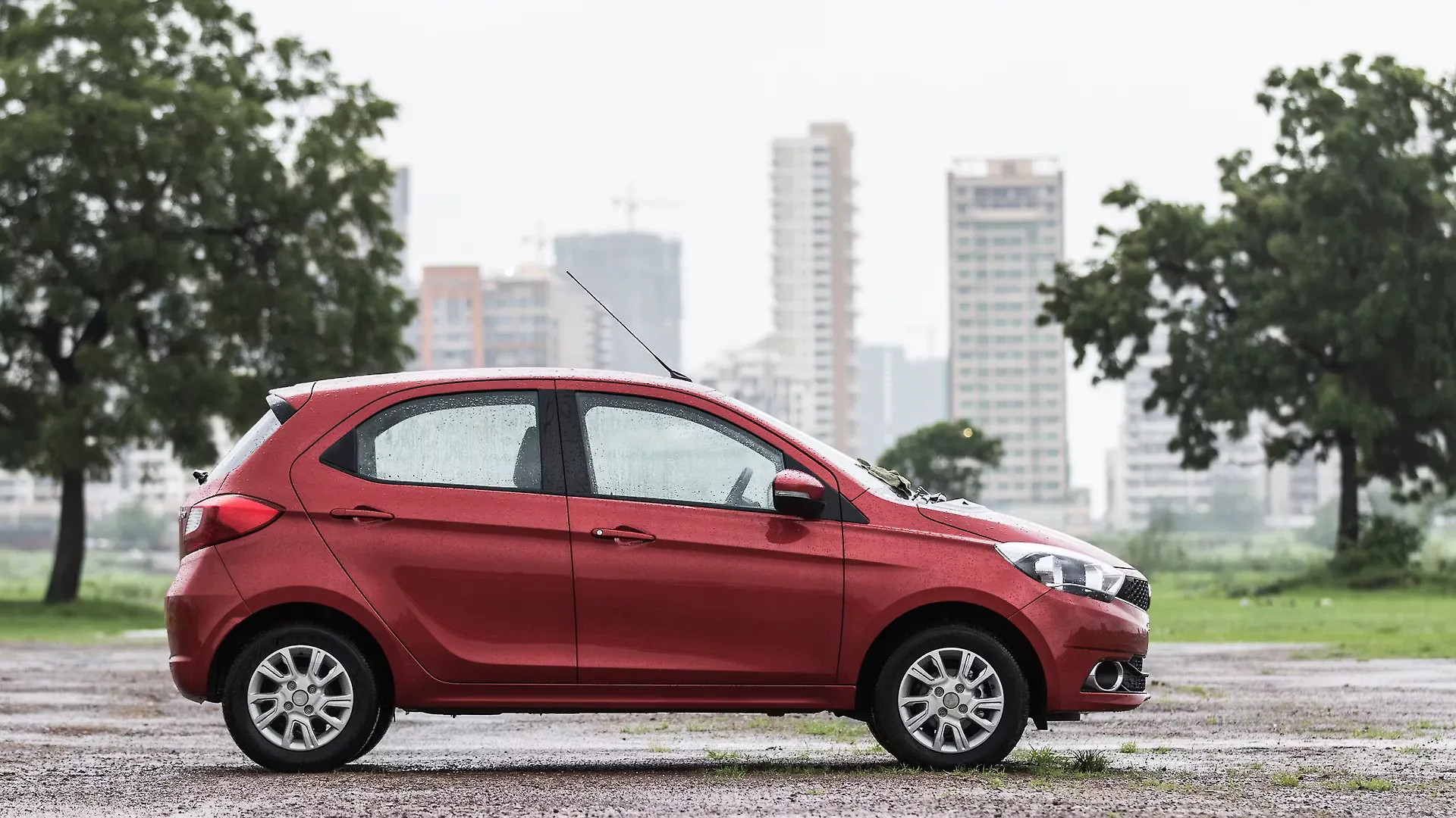 Tiago [2016-2020] Exterior Image, Tiago [2016-2020] Photos in India ...