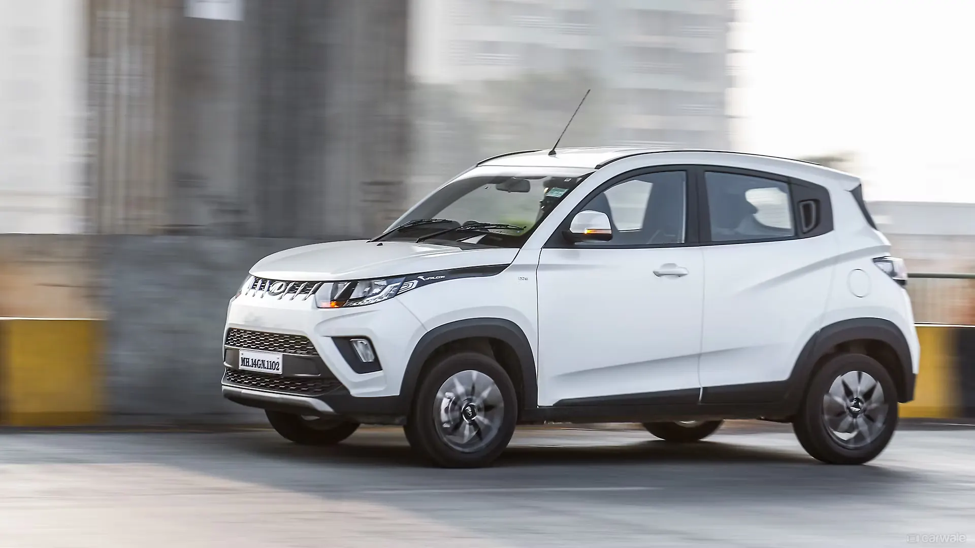 KUV100 NXT Exterior Image, KUV100 NXT Photos in India - CarWale