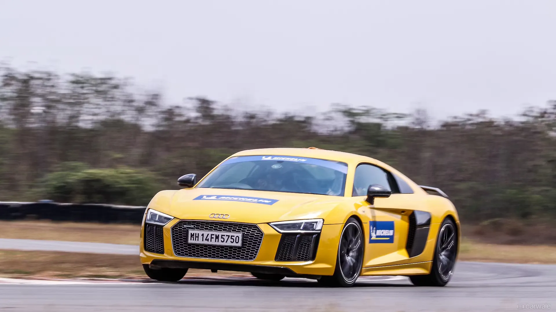 R8 Exterior Image, R8 Photos in India - CarWale