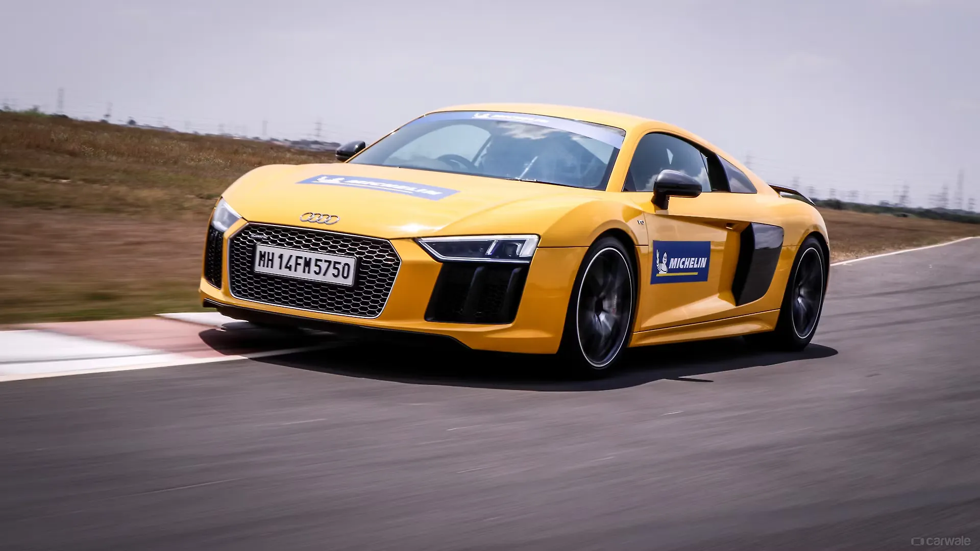 R8 Exterior Image, R8 Photos in India - CarWale