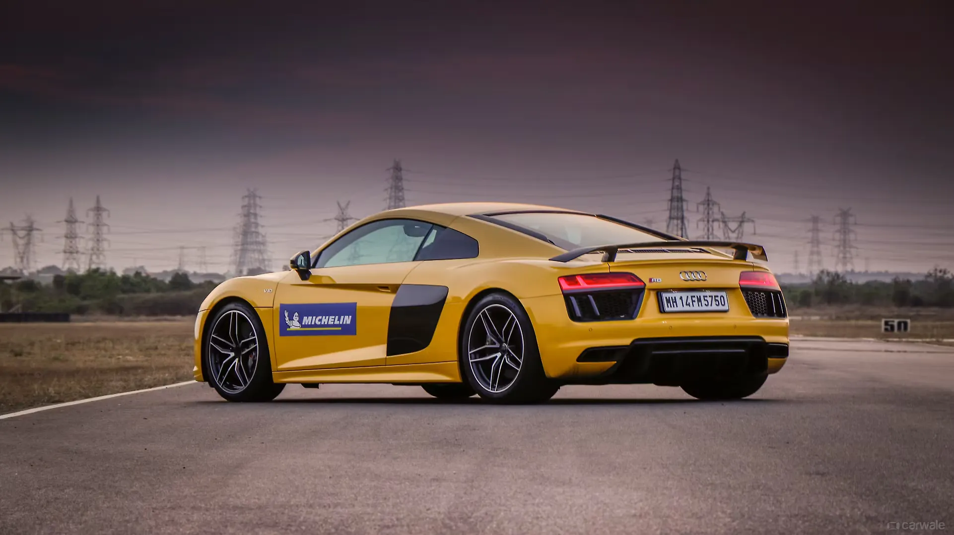 R8 Exterior Image, R8 Photos in India - CarWale