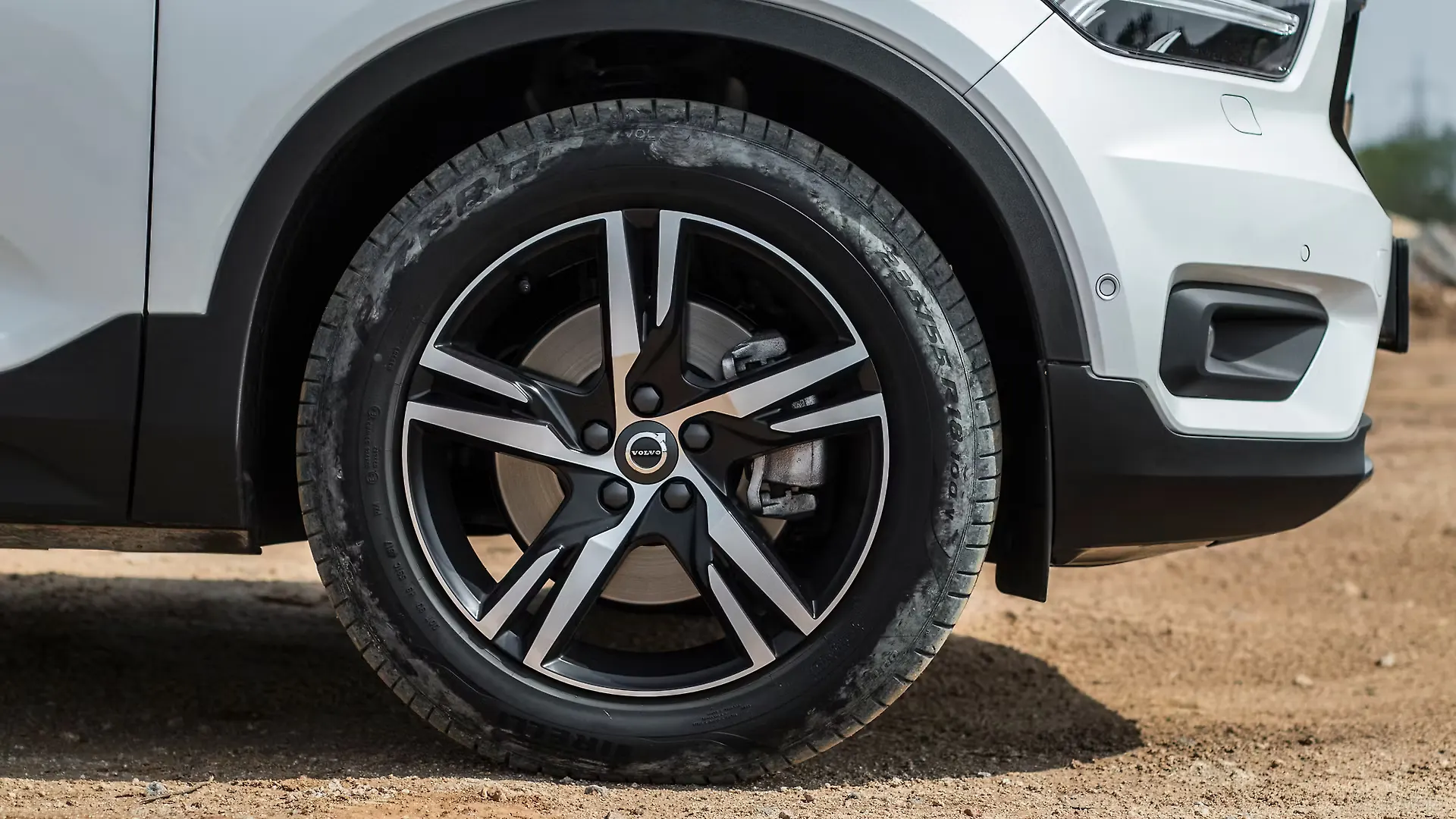 XC40 Wheels-Tyres Image, XC40 Photos in India - CarWale