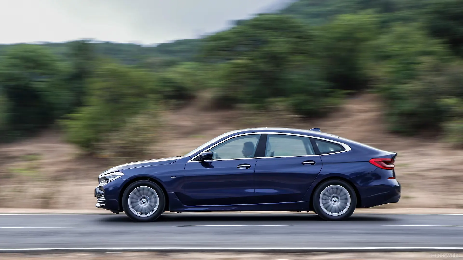 6 Series GT Exterior Image, 6 Series GT Photos in India - CarWale