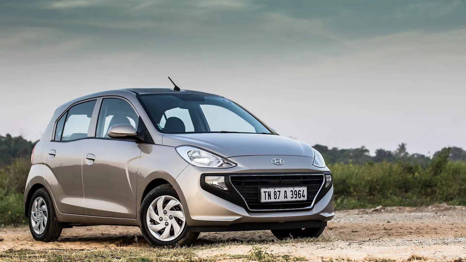 Santro Exterior Image, Santro Photos in India - CarWale