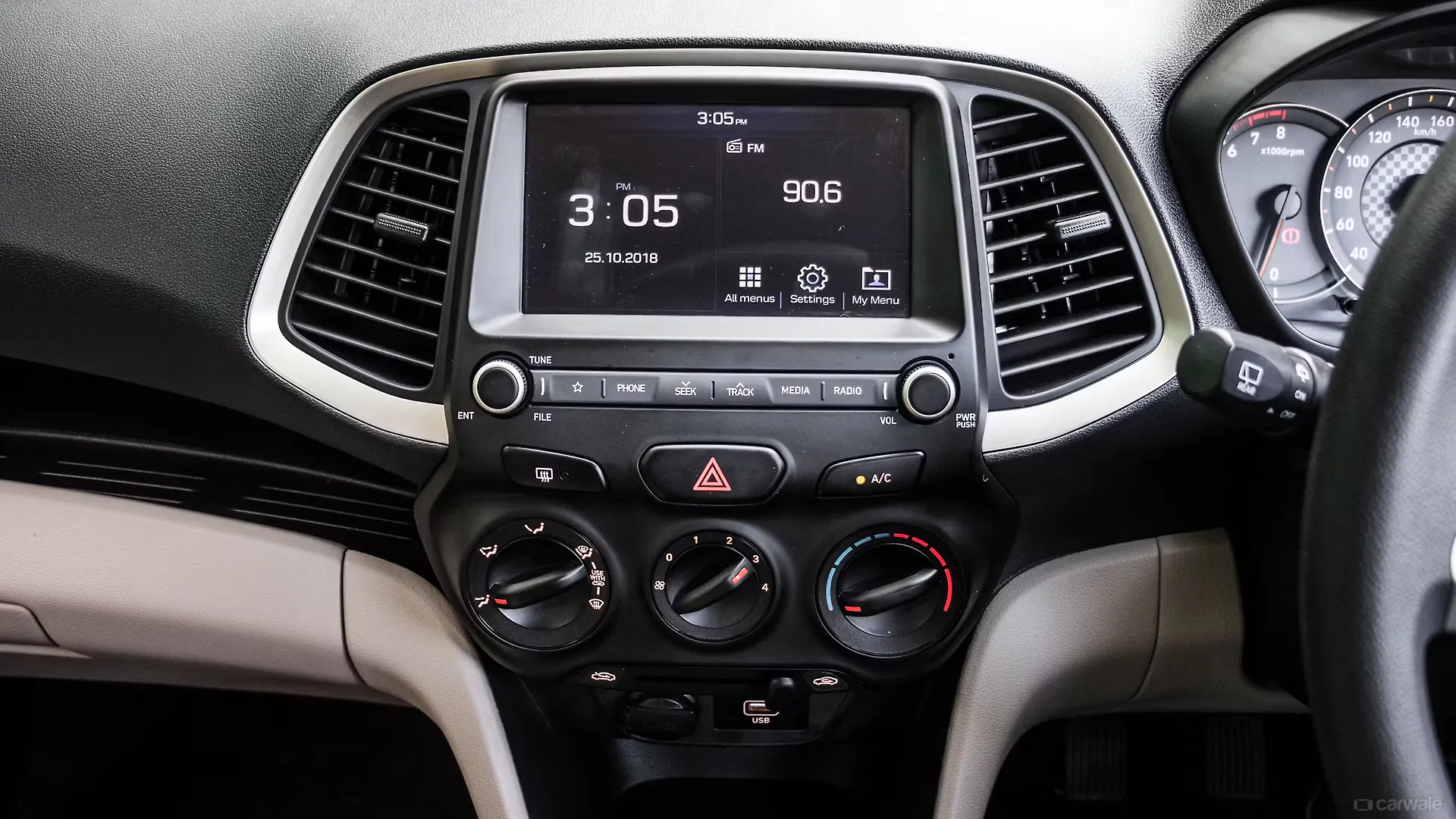 Santro Interior Image, Santro Photos in India - CarWale