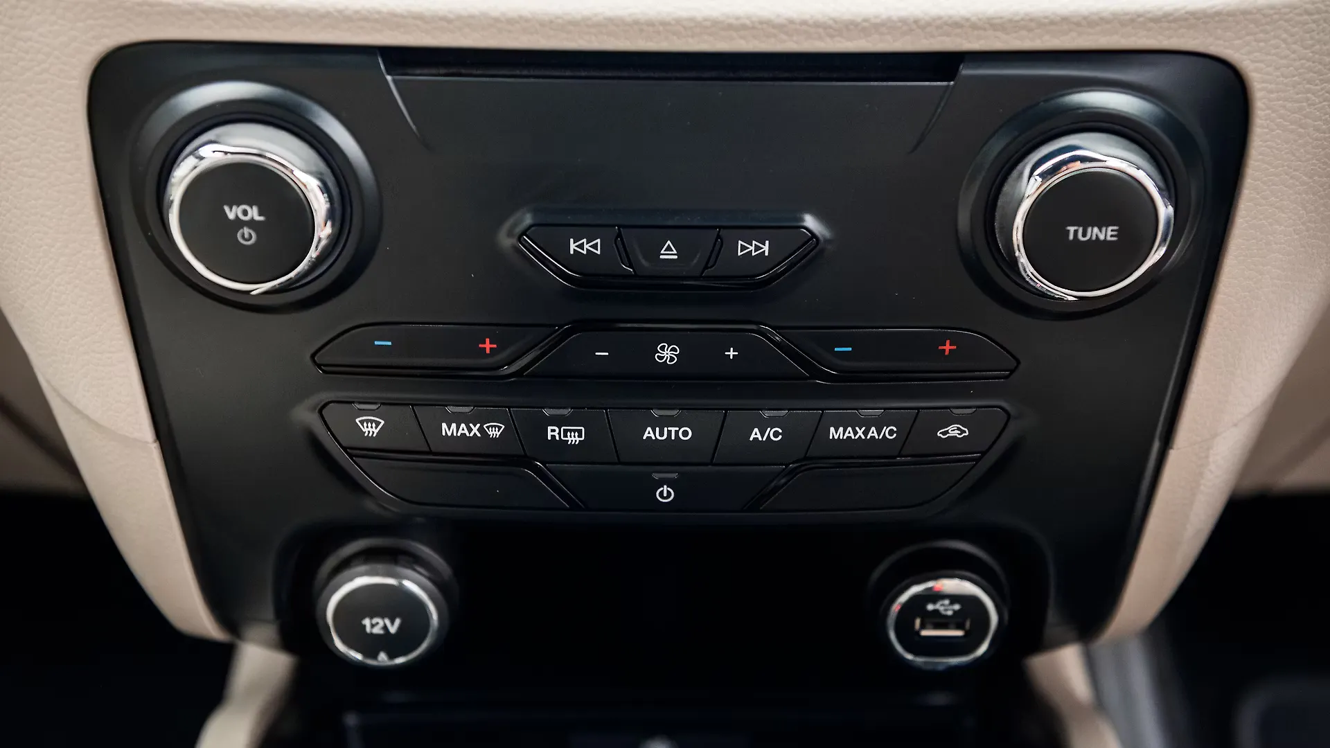 Ford Endeavour Photo, Interior Image - CarWale