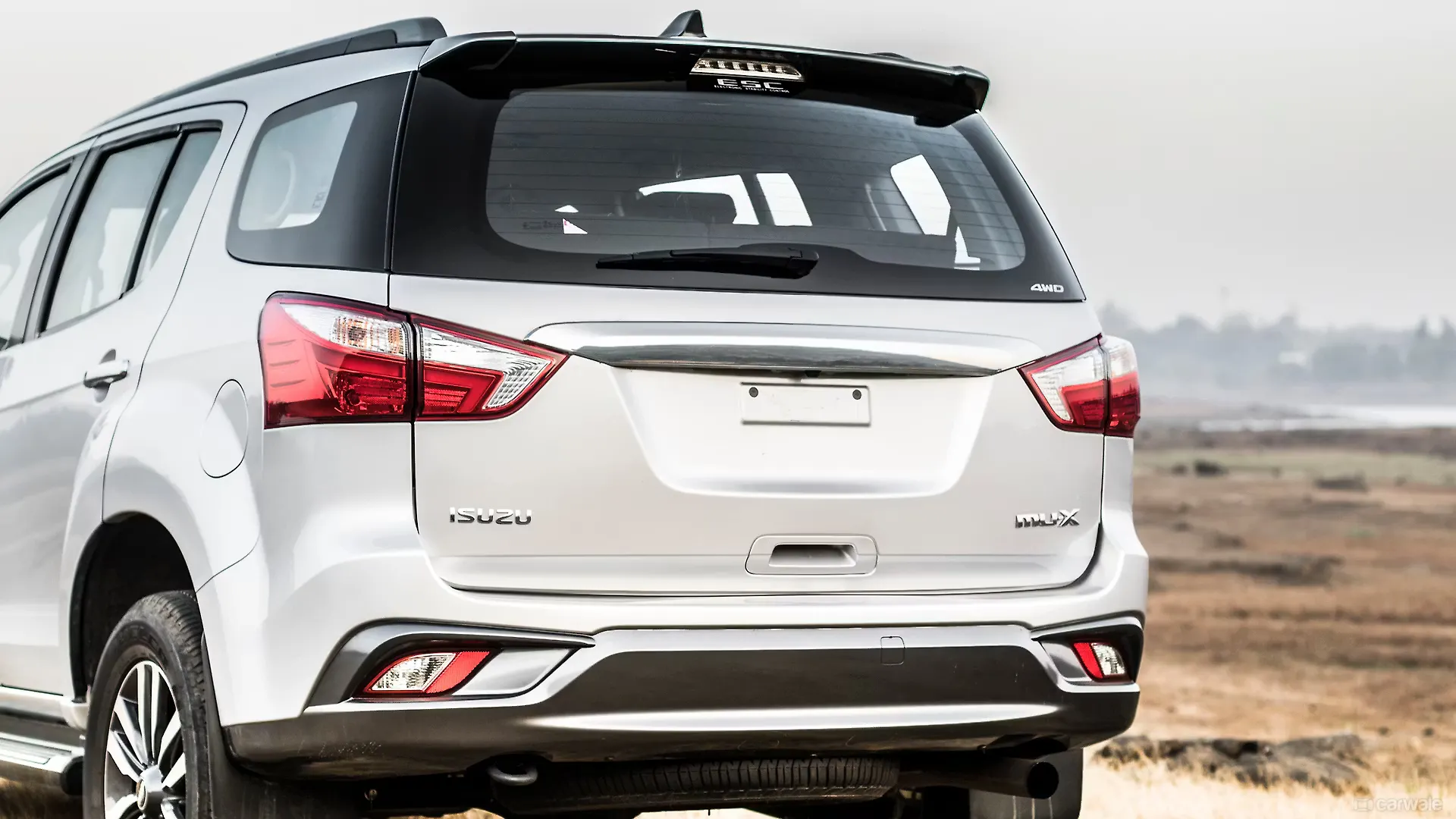 MU-X Exterior Image, MU-X Photos in India - CarWale