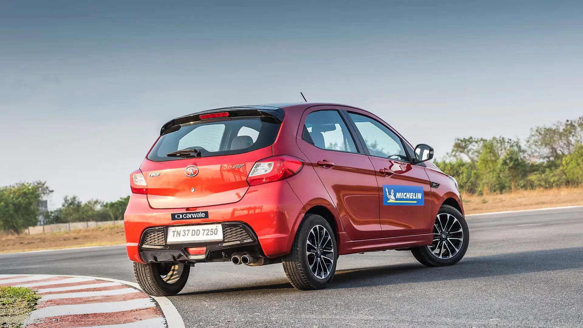 Tiago JTP Exterior Image, Tiago JTP Photos in India - CarWale