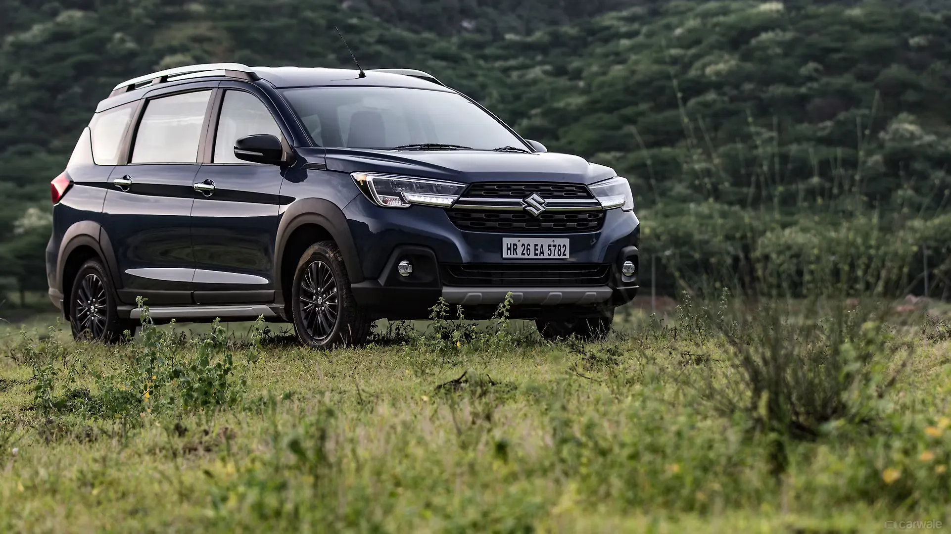 XL6 Exterior Image, XL6 Photos in India - CarWale