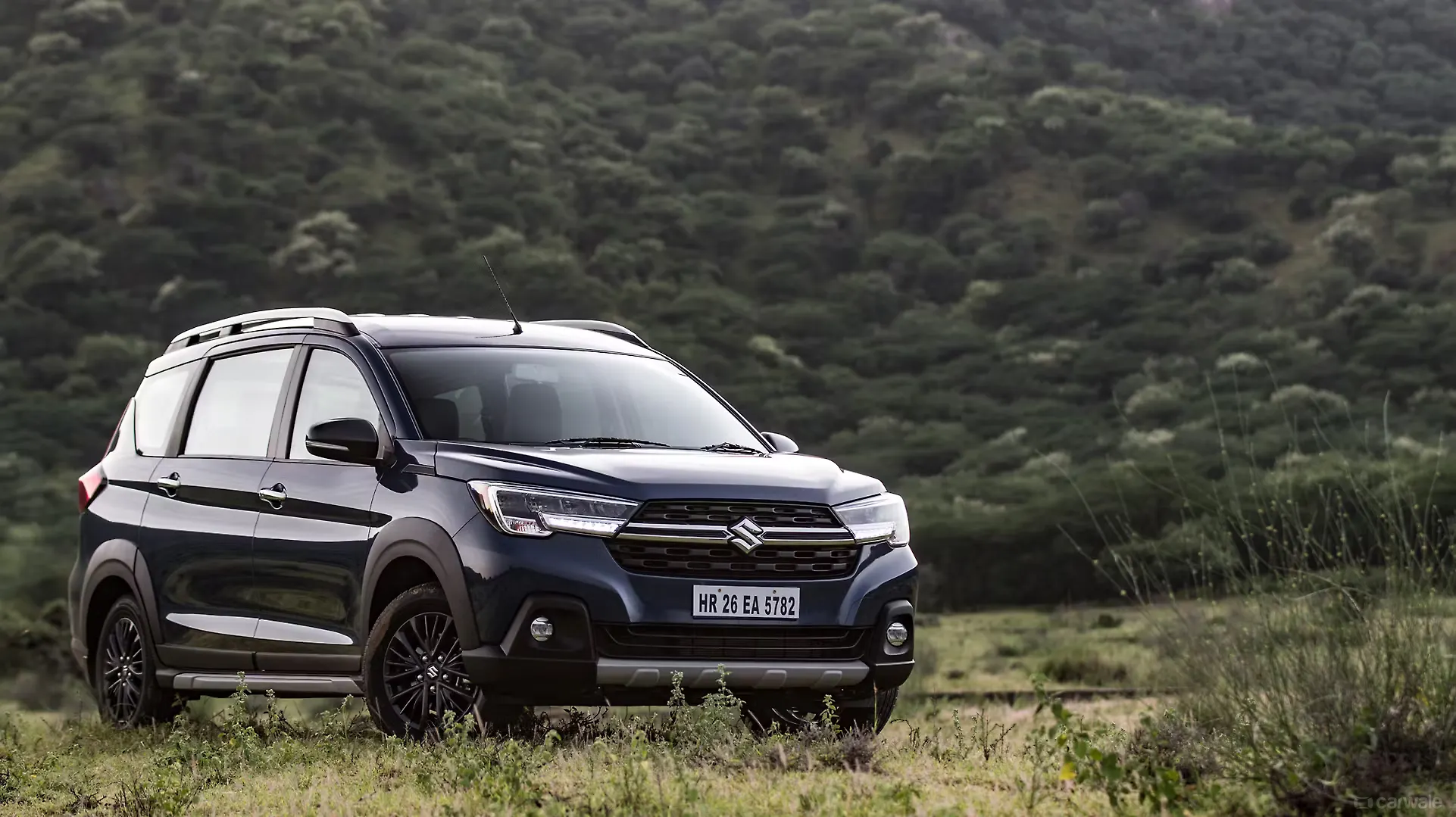 XL6 Exterior Image, XL6 Photos in India - CarWale