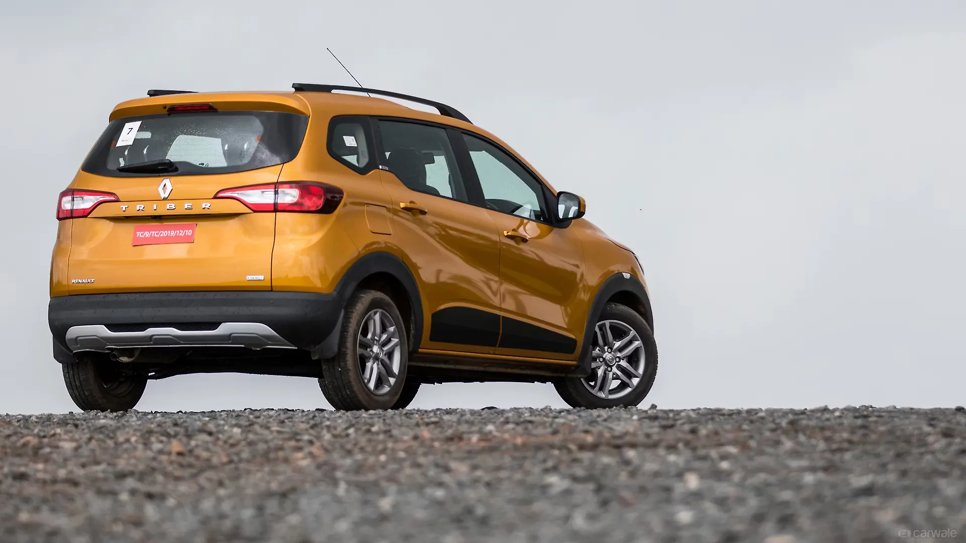 Triber Exterior Image, Triber Photos in India - CarWale