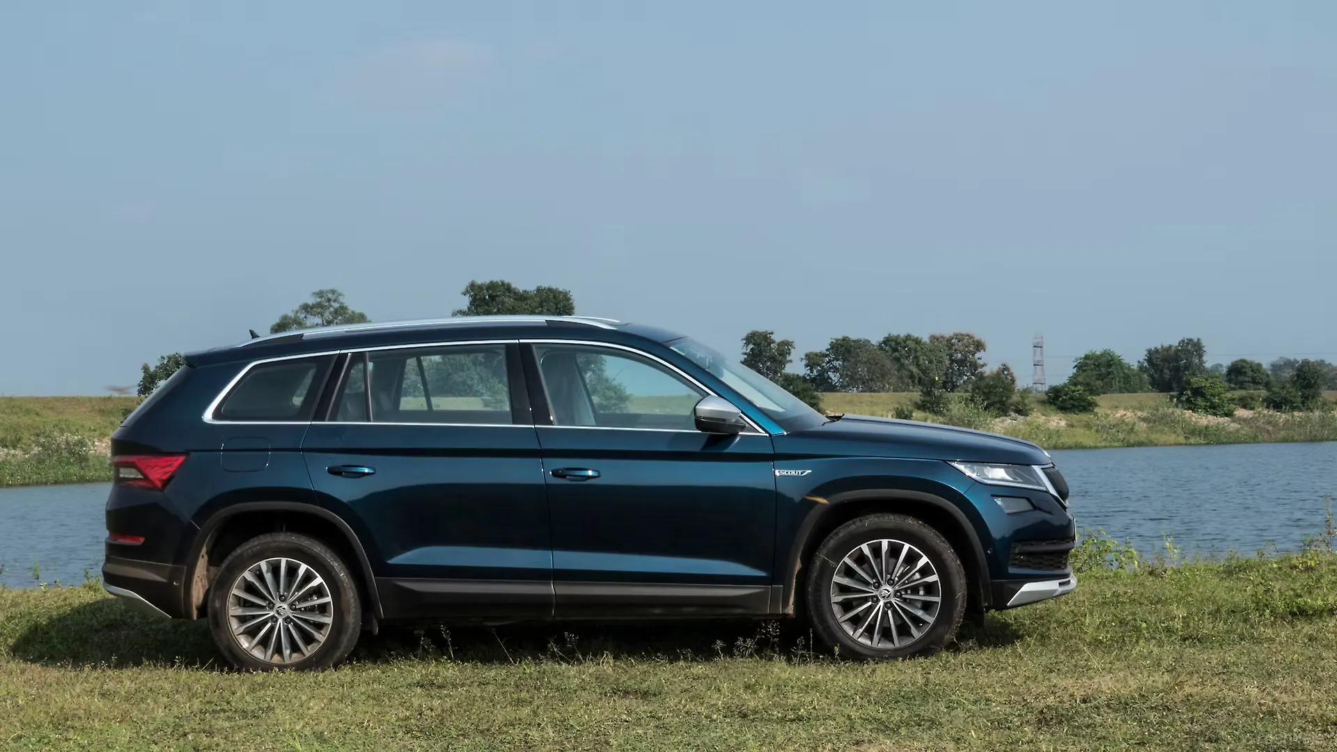 Kodiaq Exterior Image, Kodiaq Photos in India - CarWale