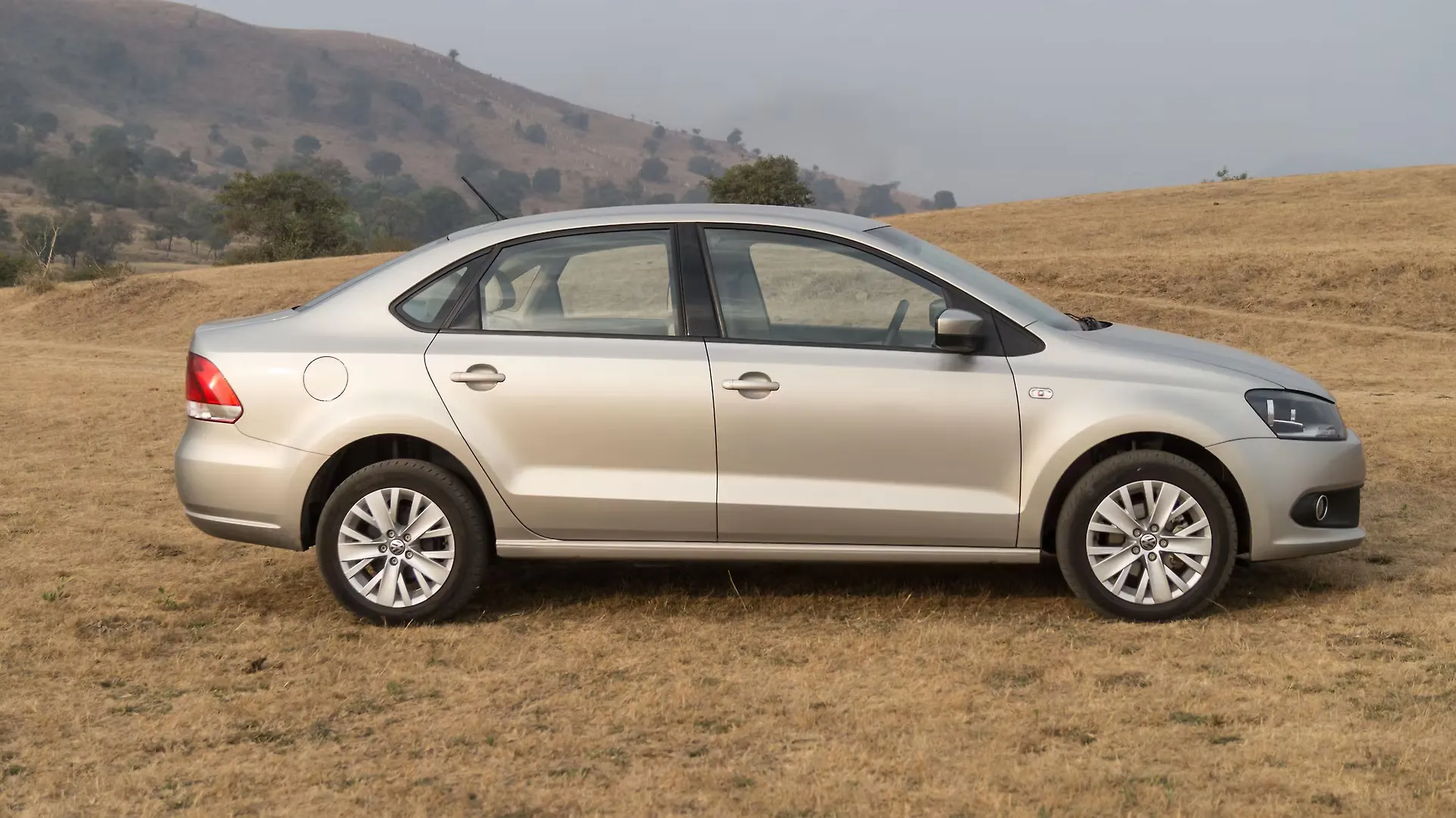 Vento [2014-2015] Right Side Image, Vento [2014-2015] Photos in India ...