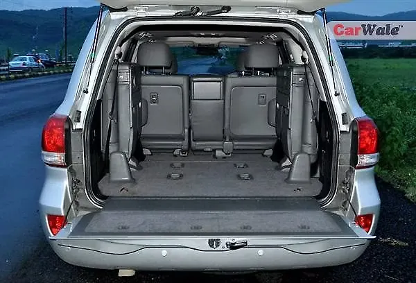 Land Cruiser [2009-2011] Boot Space Image, Land Cruiser [2009-2011 ...