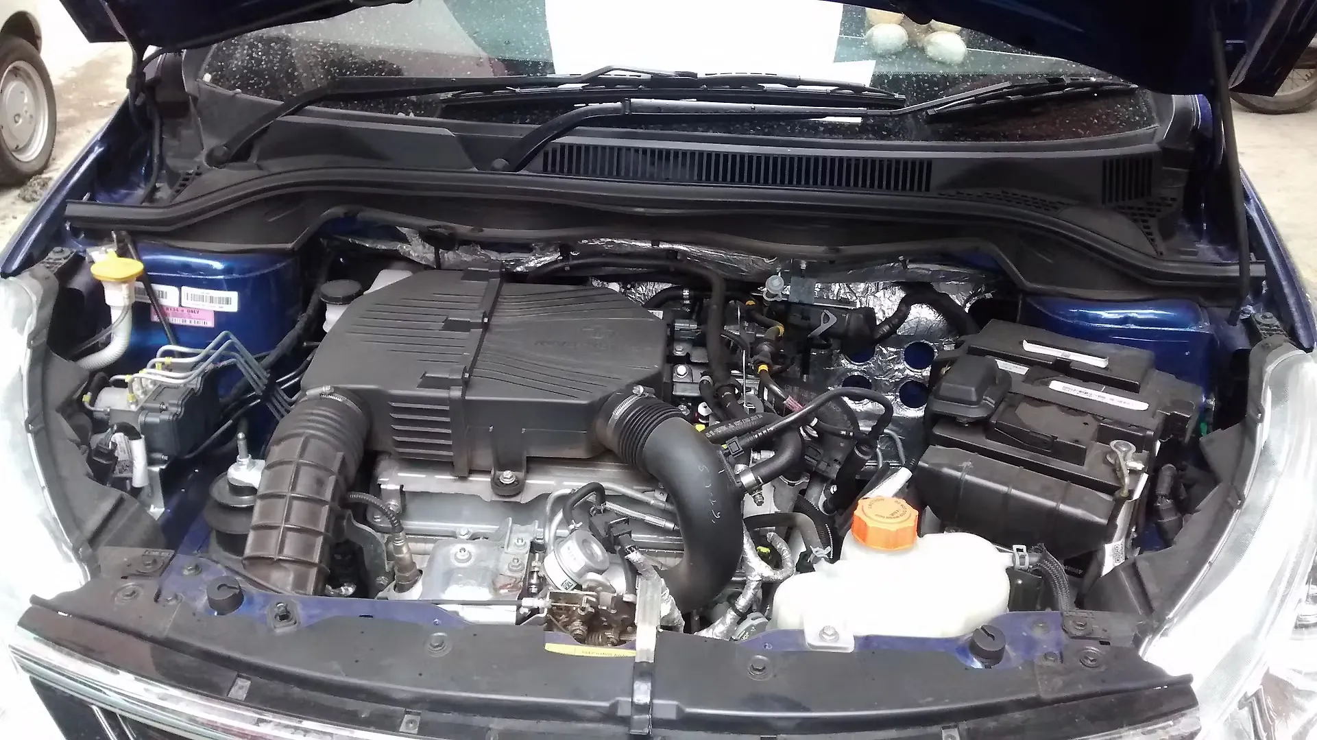 Zest Engine Bay Image, Zest Photos in India - CarWale