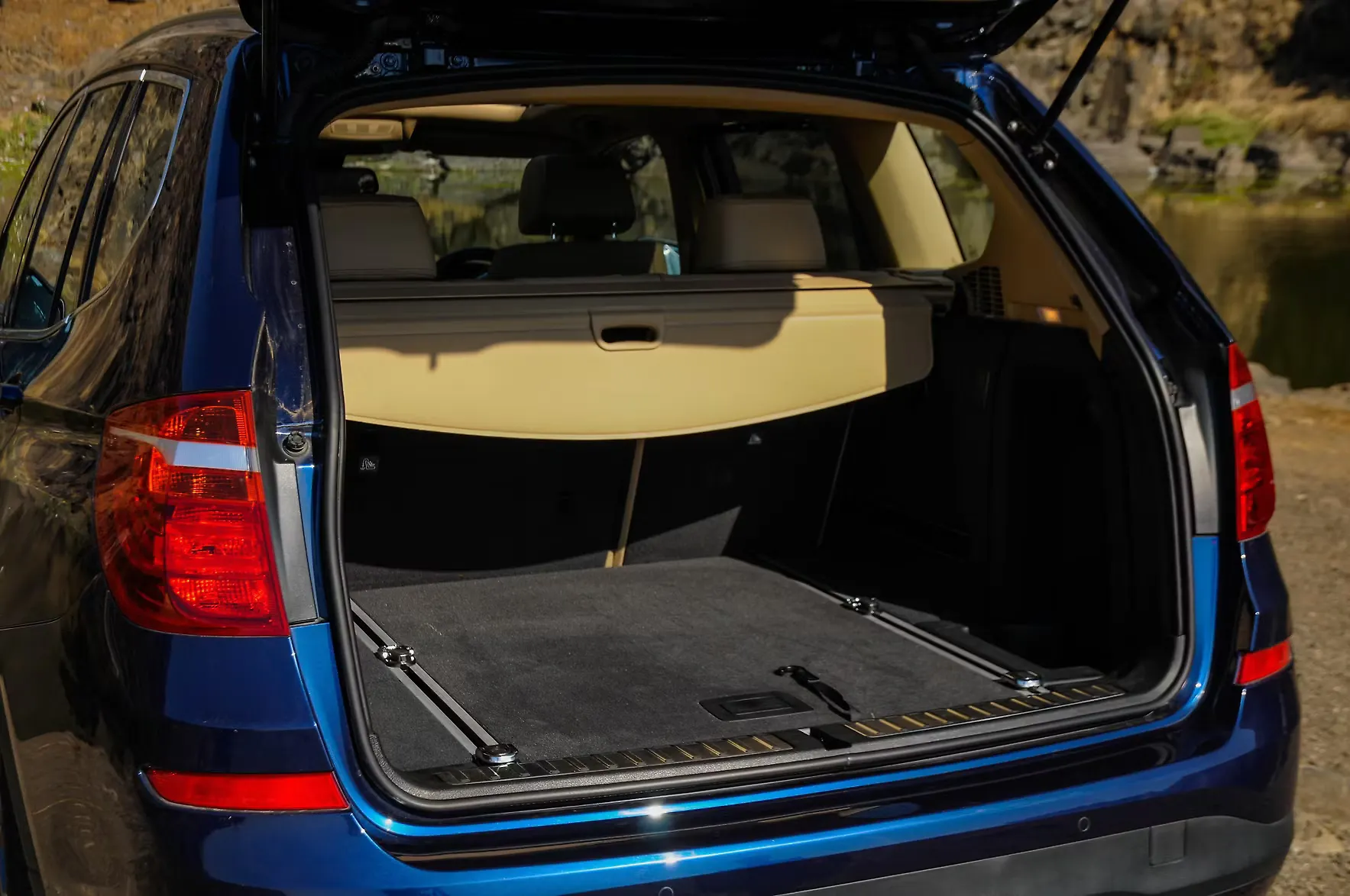 X3 [2014-2018] Boot Space Image, X3 [2014-2018] Photos in India - CarWale