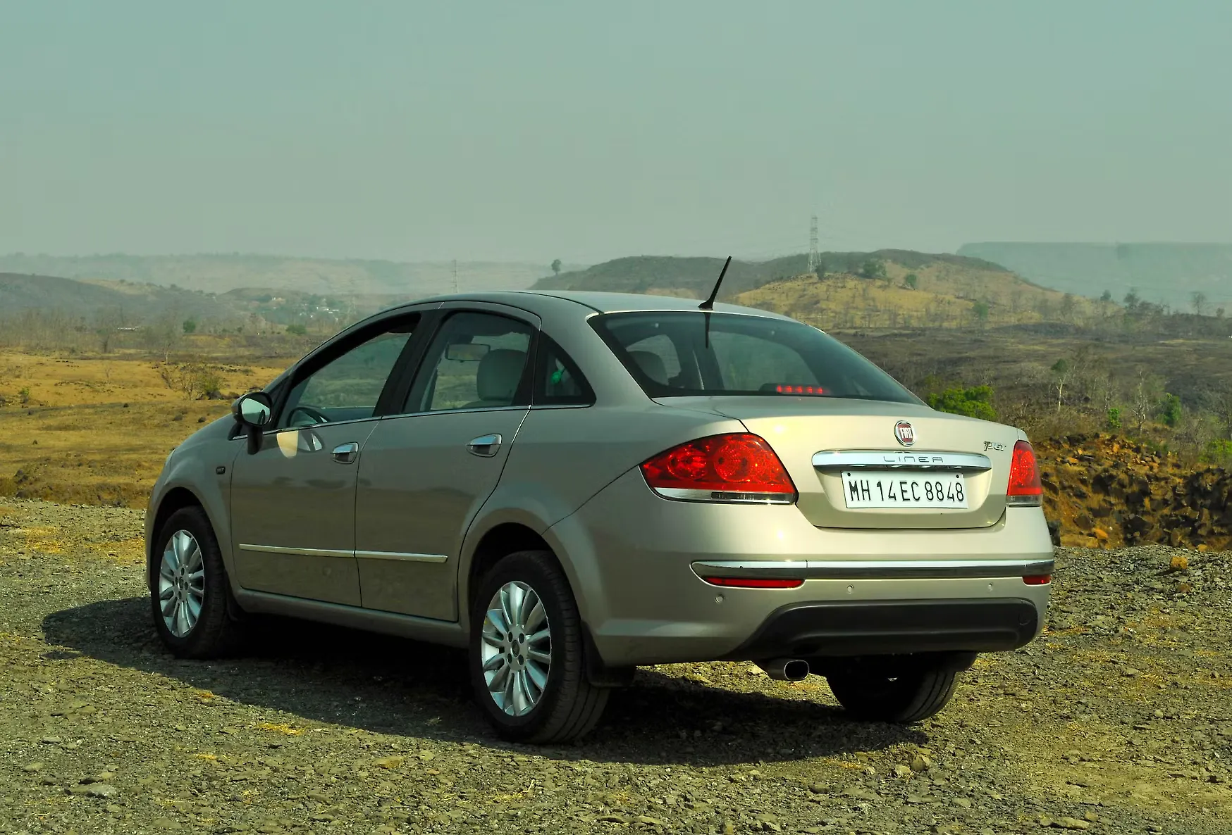 Linea Left Rear Three Quarter Image, Linea Photos in India - CarWale