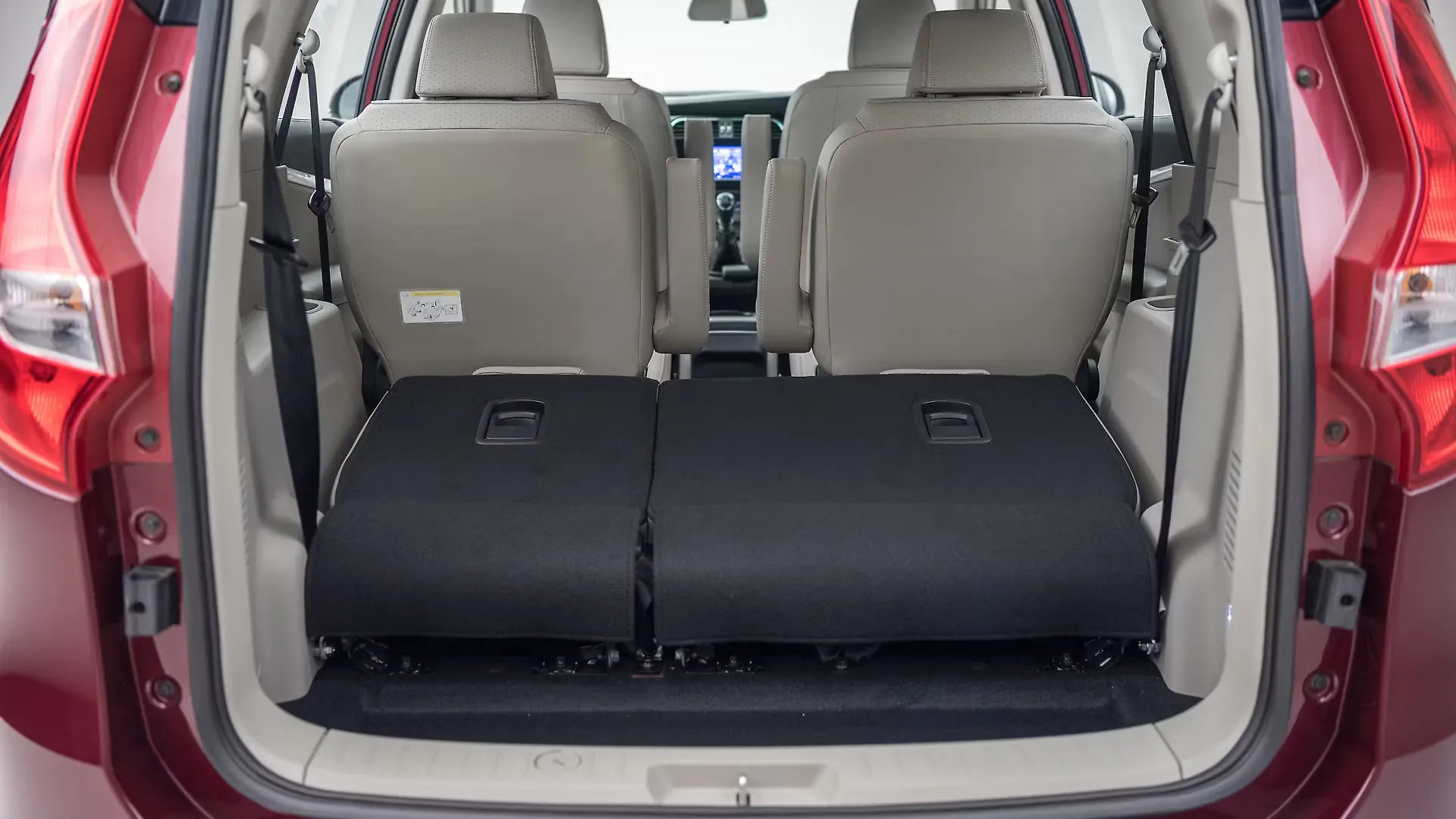 Marazzo [2018-2020] Bootspace Rear Seat Folded Image, Marazzo [2018 ...