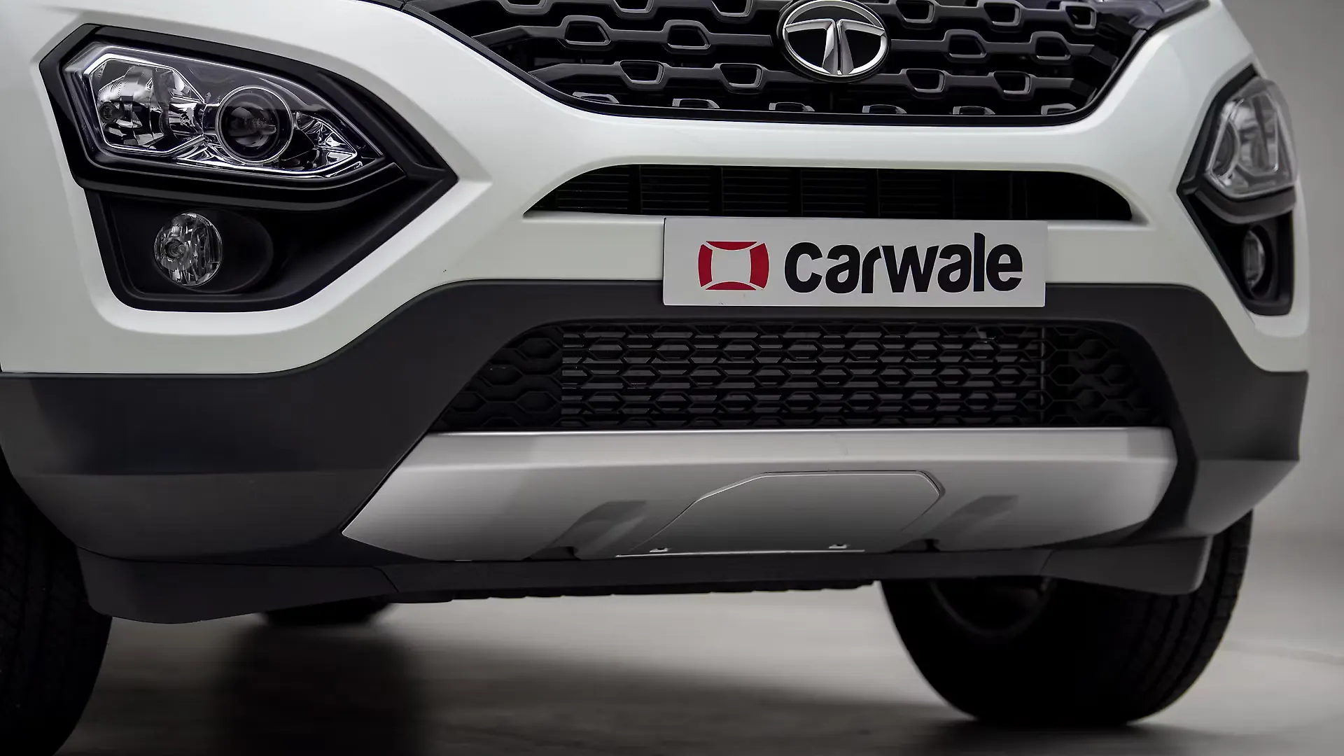Harrier Front Bumper Image, Harrier Photos in India - CarWale