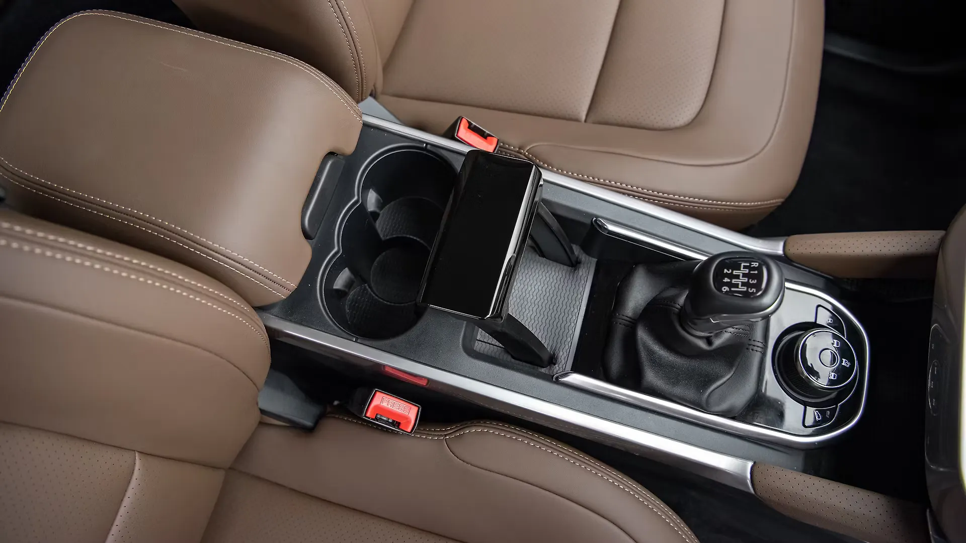 Harrier Center Console/Centre Console Storage Image, Harrier Photos in ...