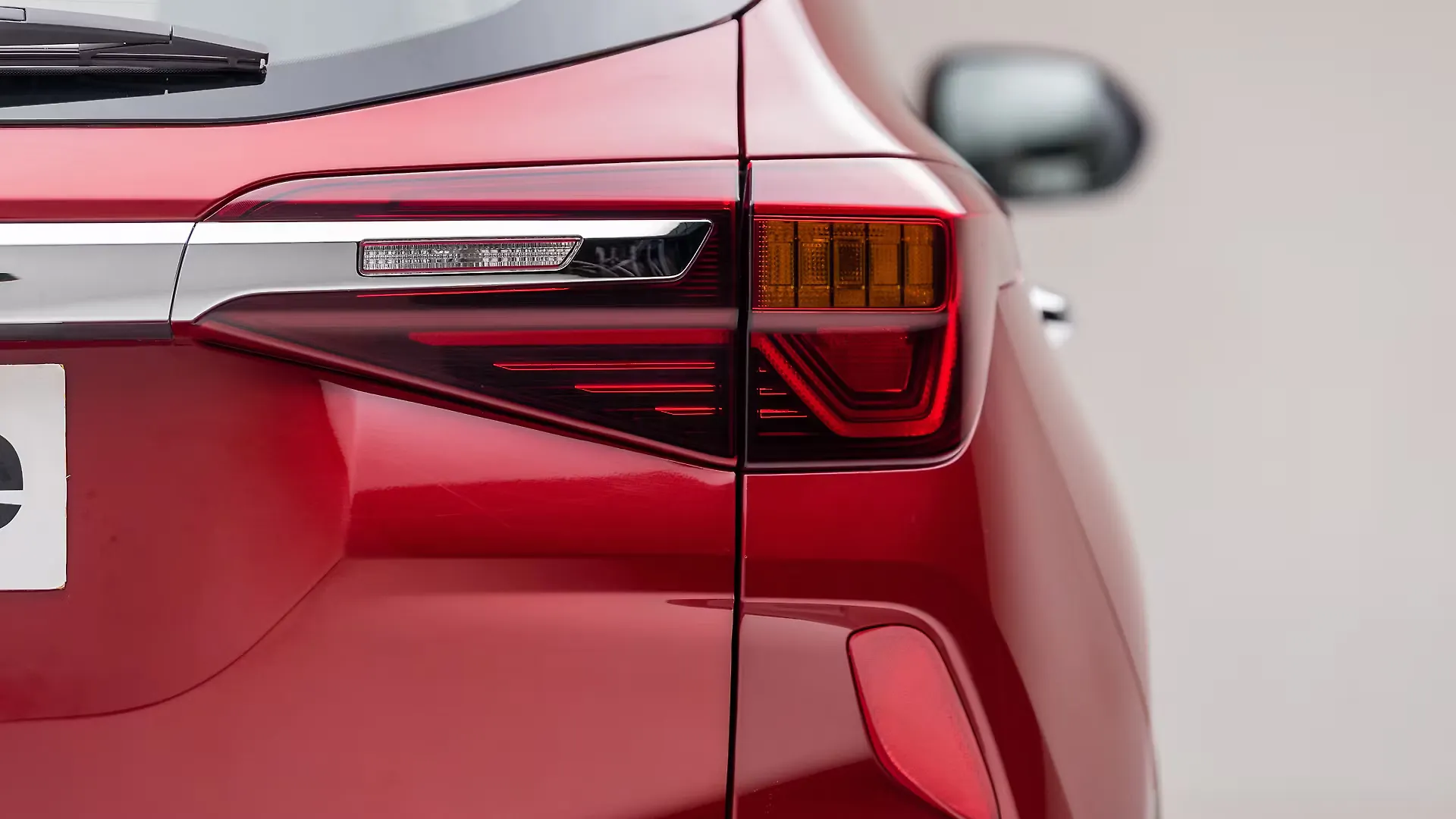 Seltos Tail Light/Tail Lamp Image, Seltos Photos in India - CarWale