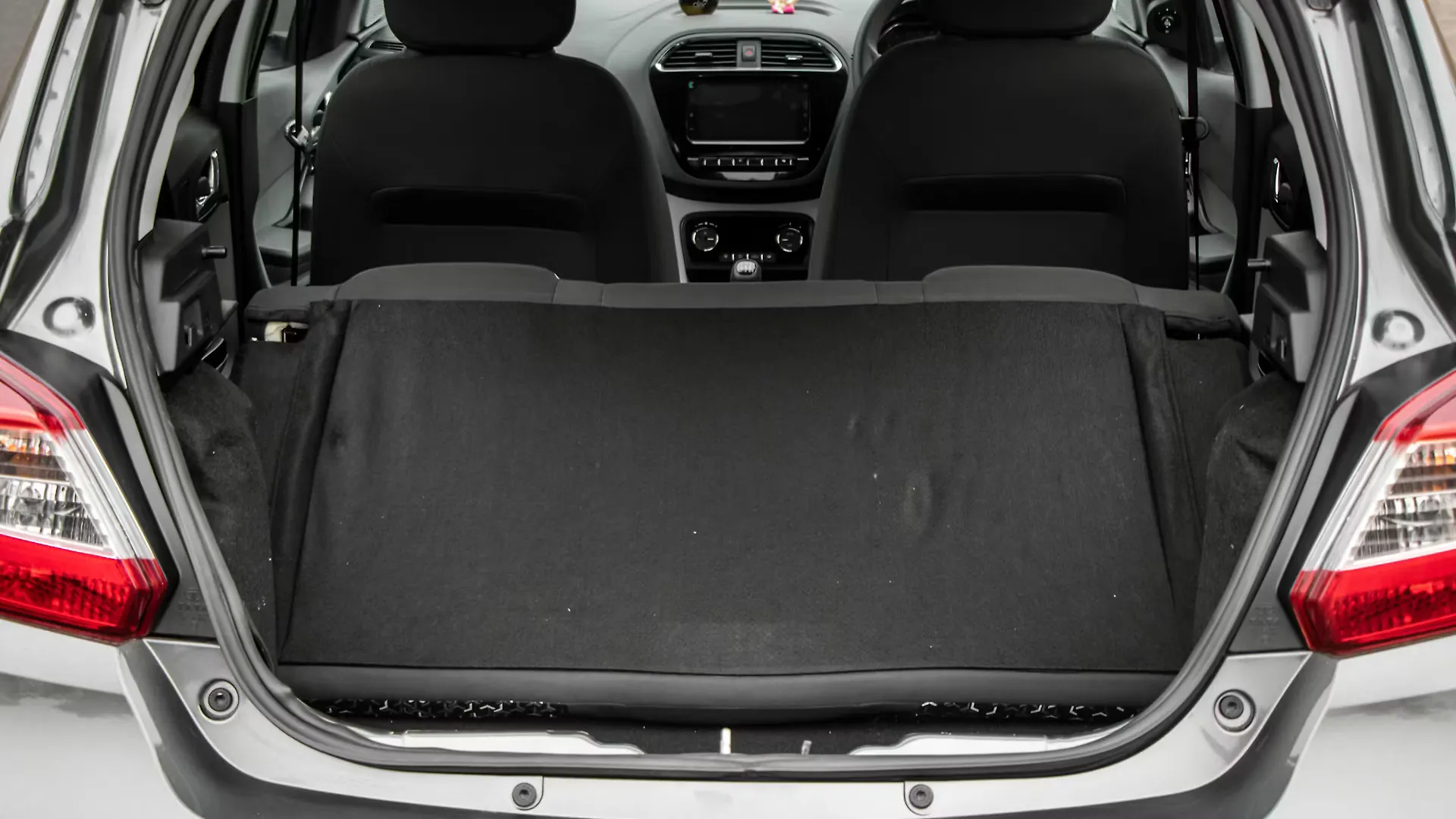 Tata Tiago Space - Permedica