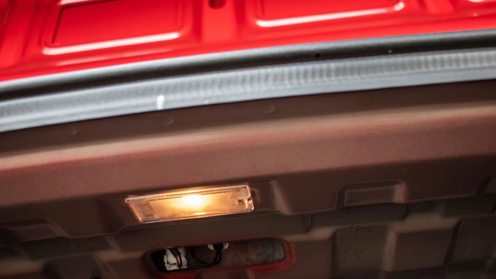 Verna Boot Light Image, Verna Photos in India - CarWale