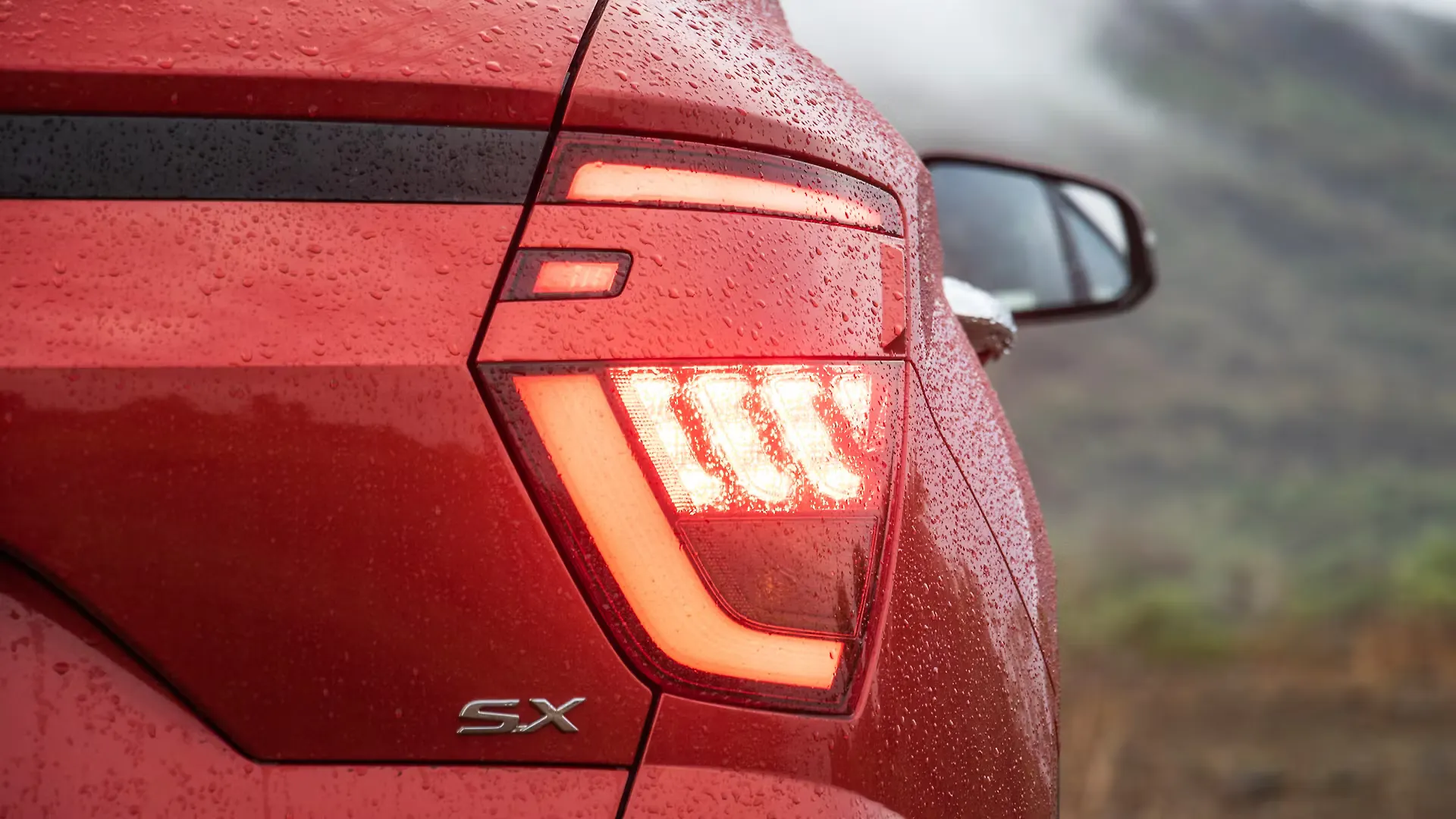 Creta Tail Light/Tail Lamp Image, Creta Photos in India - CarWale