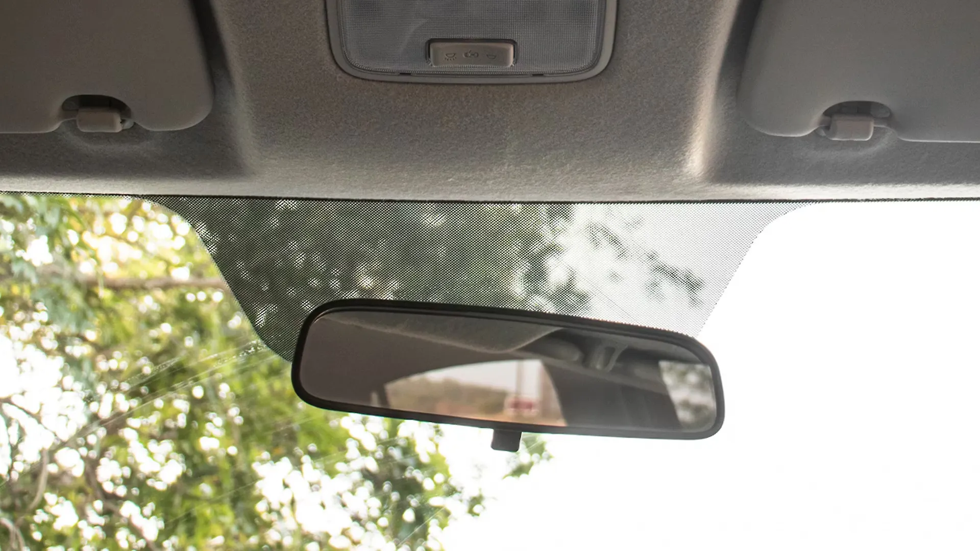 Aura Inner Rear View Mirror Image Aura Photos In India Carwale