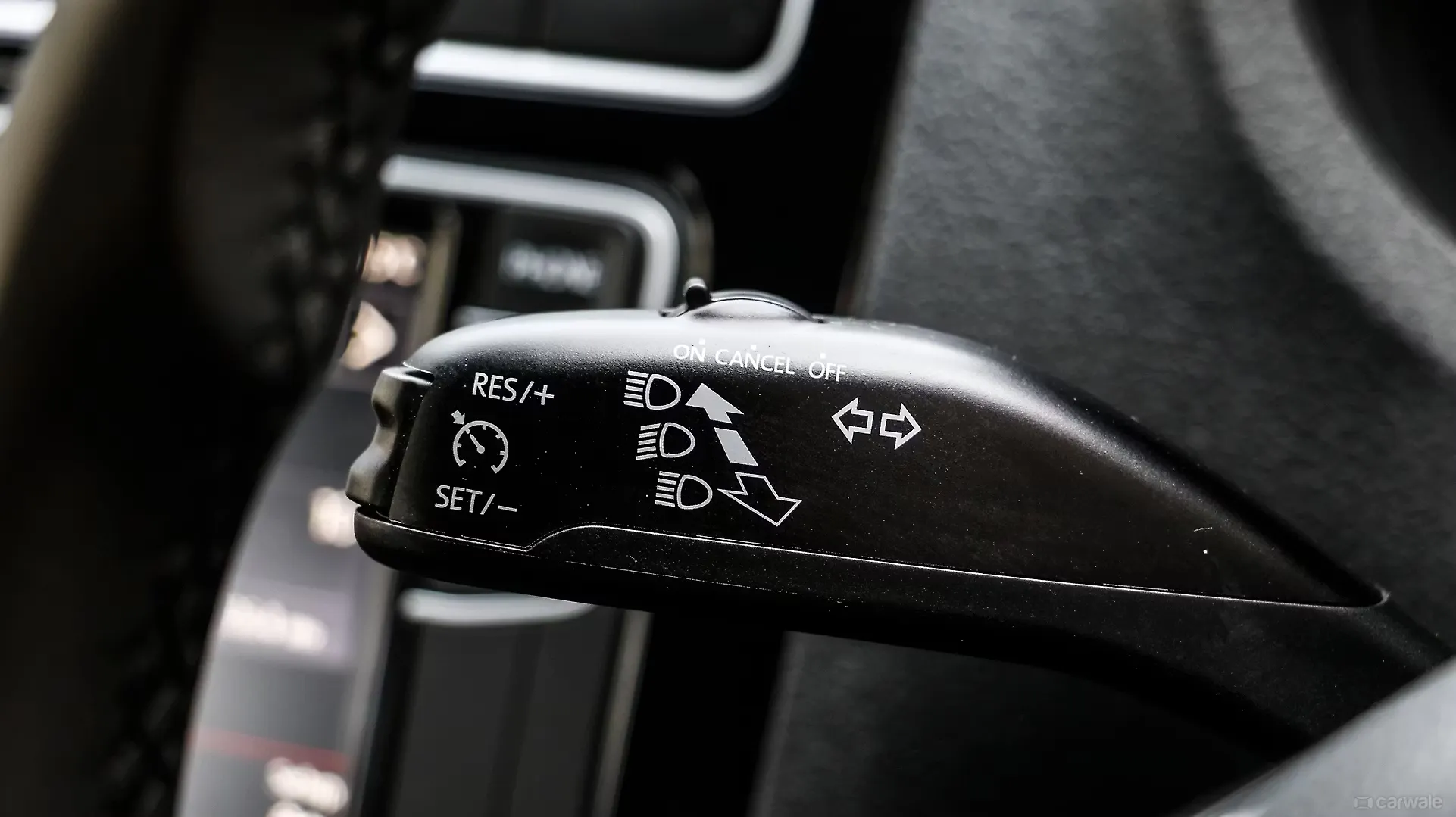 Polo Pass Switch Image, Polo Photos in India - CarWale