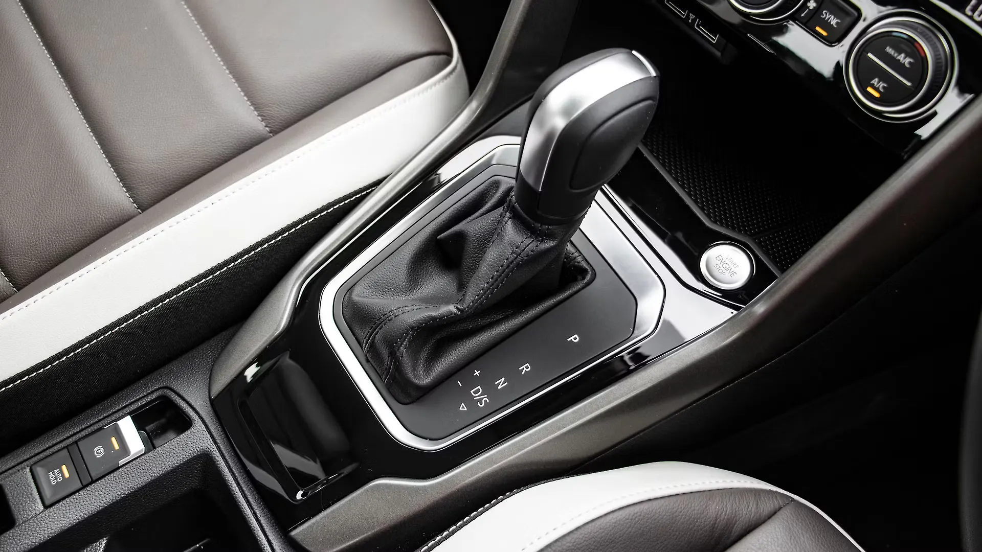 T-Roc Gear Shifter/Gear Shifter Stalk Image, T-Roc Photos in India ...