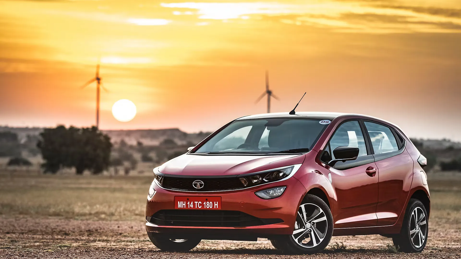 Altroz Front Left Three-Quarter Image, Altroz Photos in India - CarWale