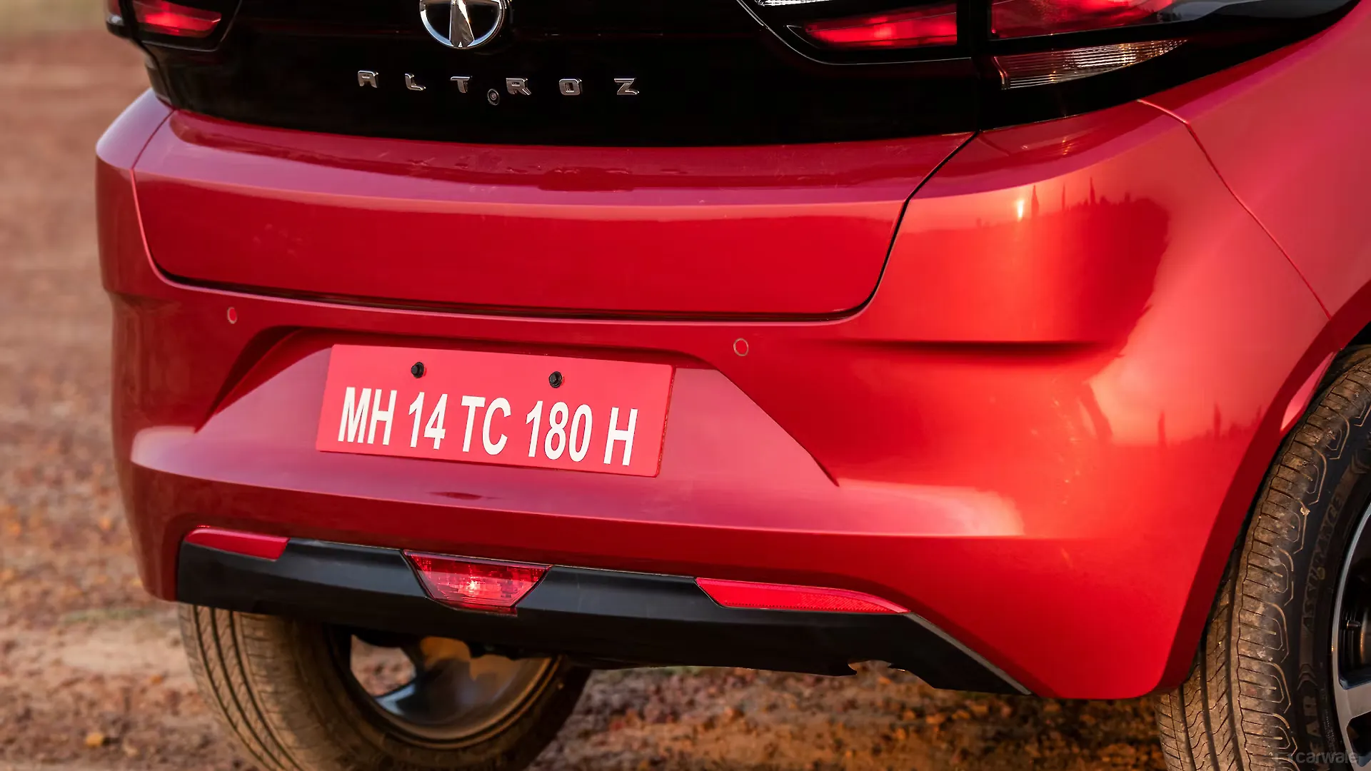 Altroz Rear Bumper Image, Altroz Photos in India - CarWale